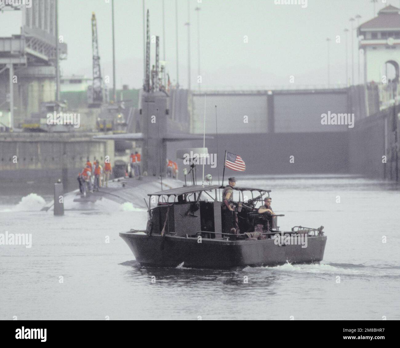 Un bateau de patrouille fluvial PBR Mark 2 de l'unité spéciale 26 (SBU ...