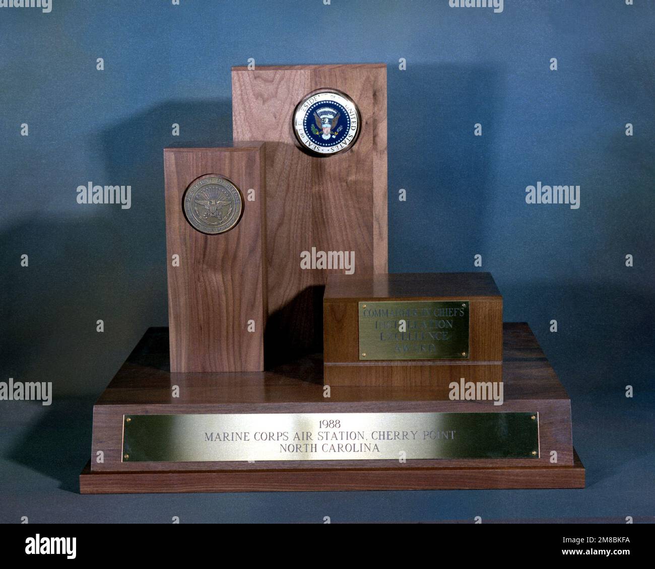 Vue rapprochée du prix d'excellence en installation du commandant en ...
