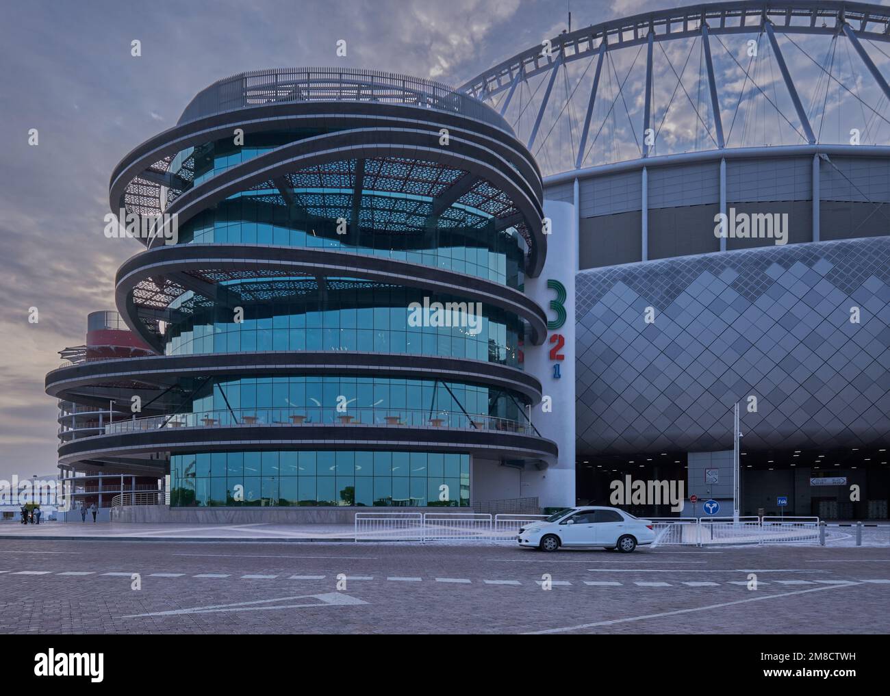 3-2-1 Musée olympique et sportif du Qatar à Doha, Qatar vue externe au ...