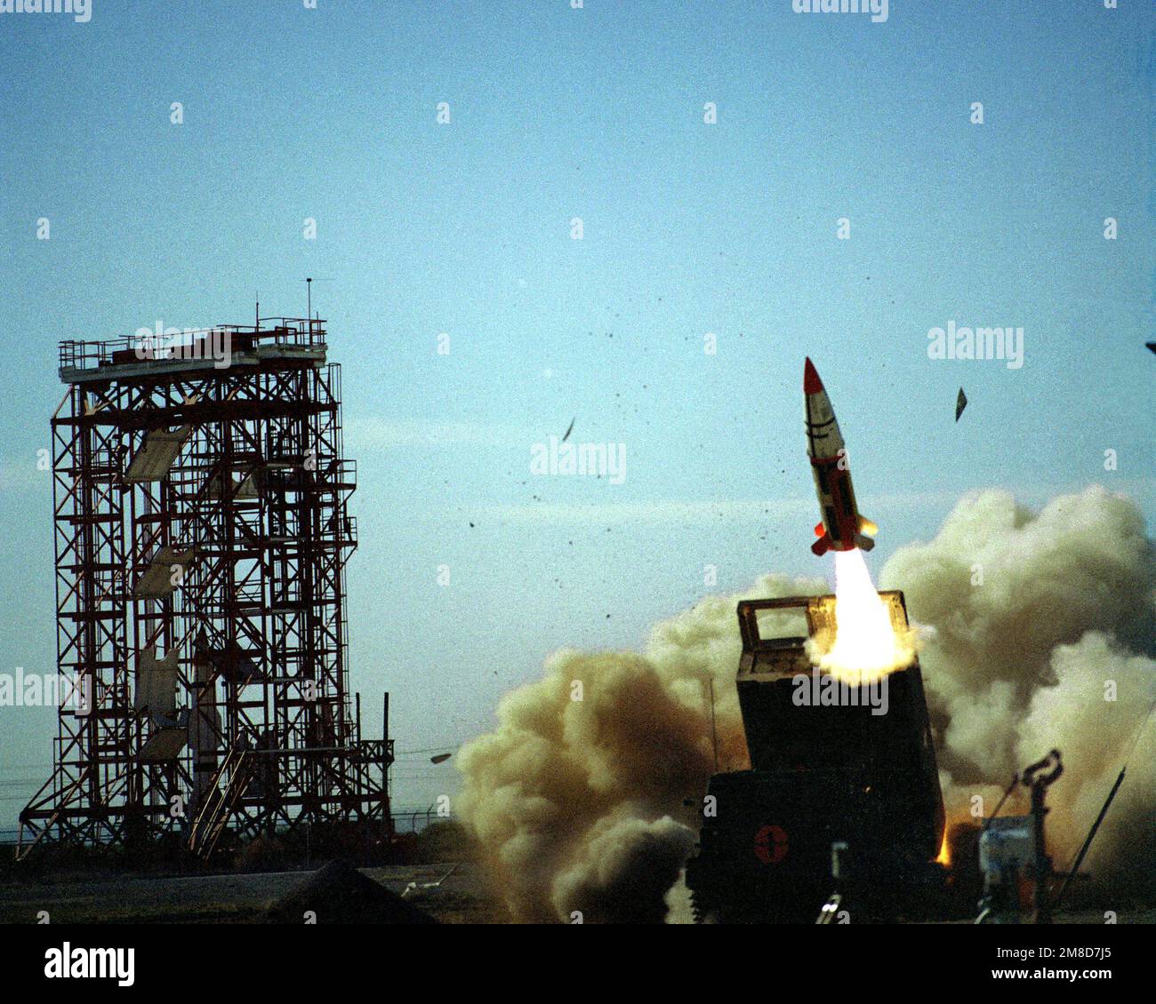Un missile du système tactique de missiles de l'Armée de terre (TACMS ...