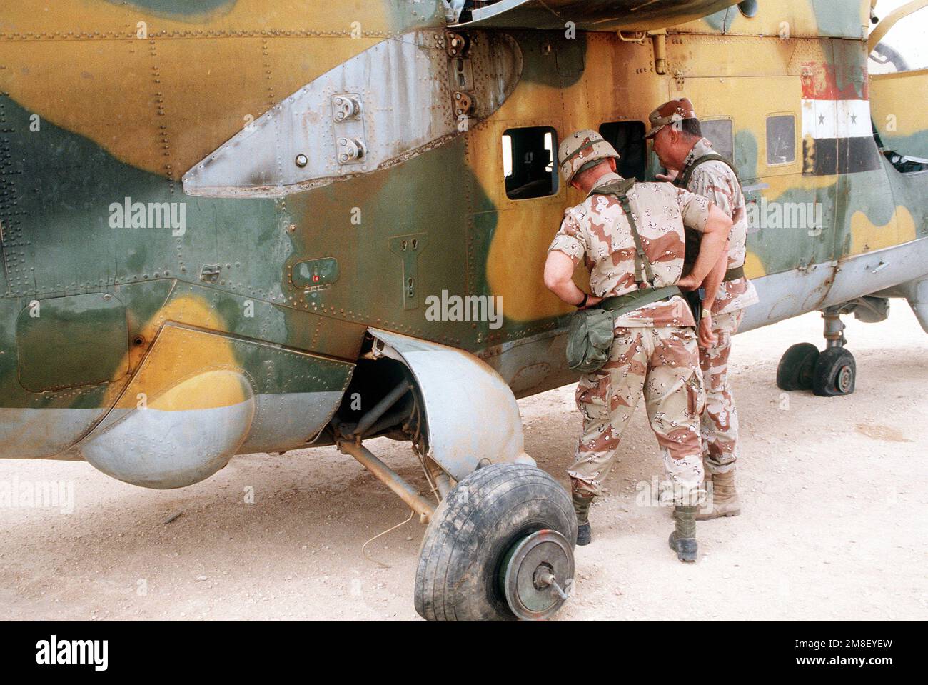 LT. GÉN. Gary Luck, commandant général, XVIII Airborne corps ...