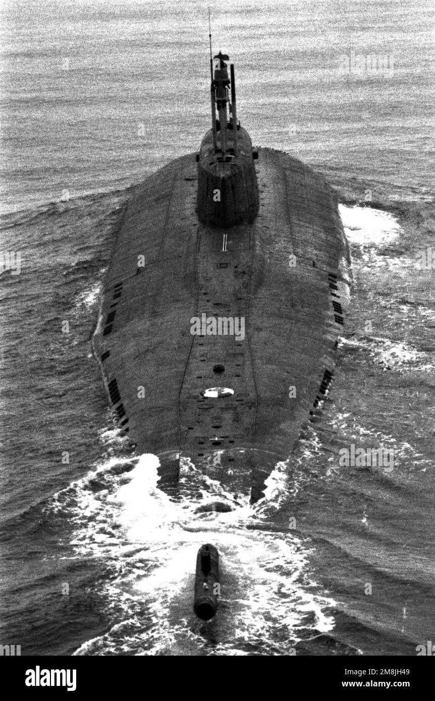 Vue aérienne d'un sous-marin de missile de croisière nucléaire de ...