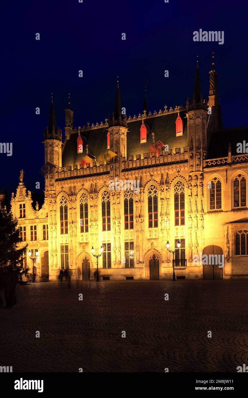 Extérieur de l'hôtel de ville, place Burg, ville de Bruges, Flandre ...