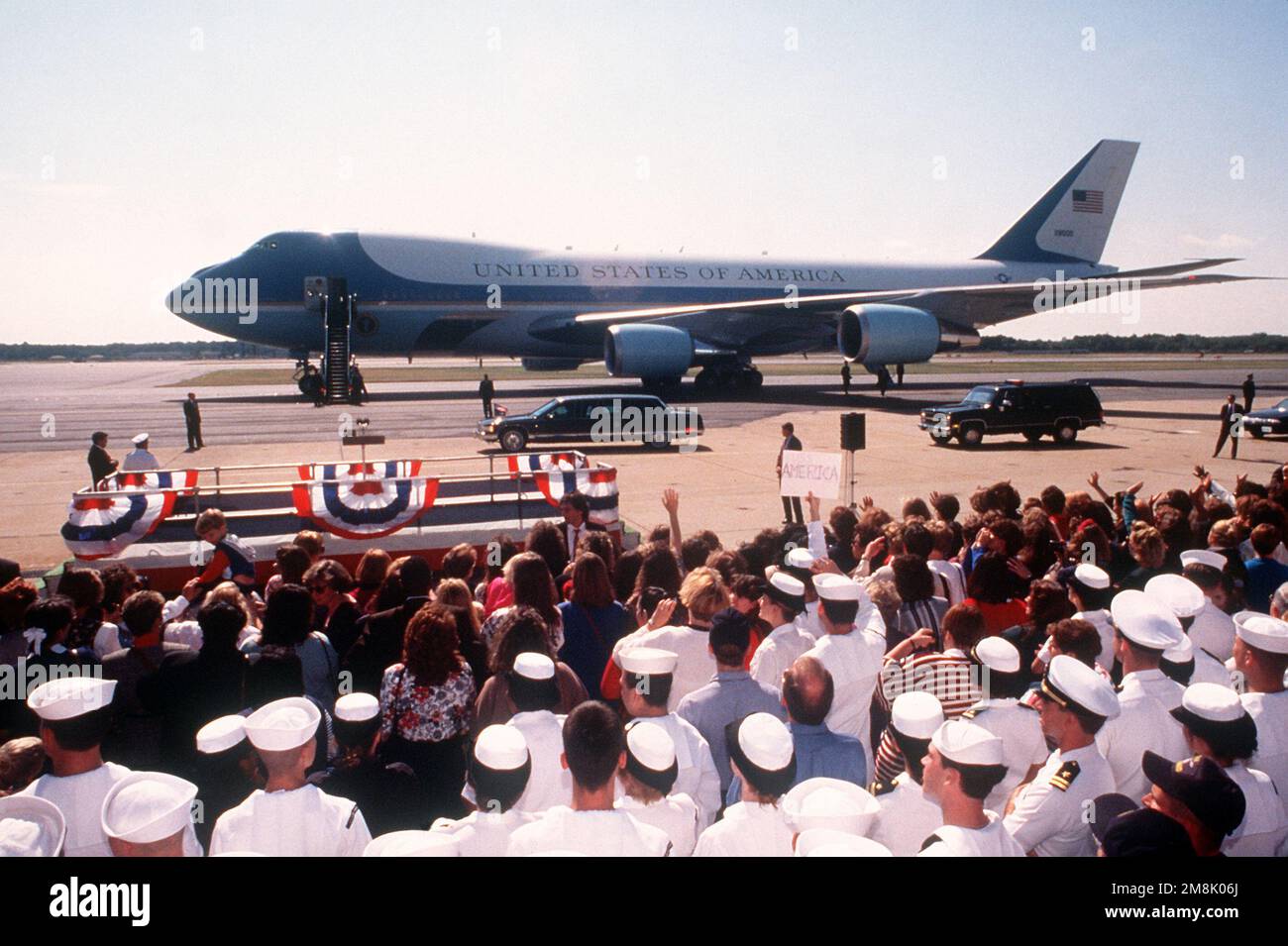 Air force one parked Banque de photographies et d’images à haute ...