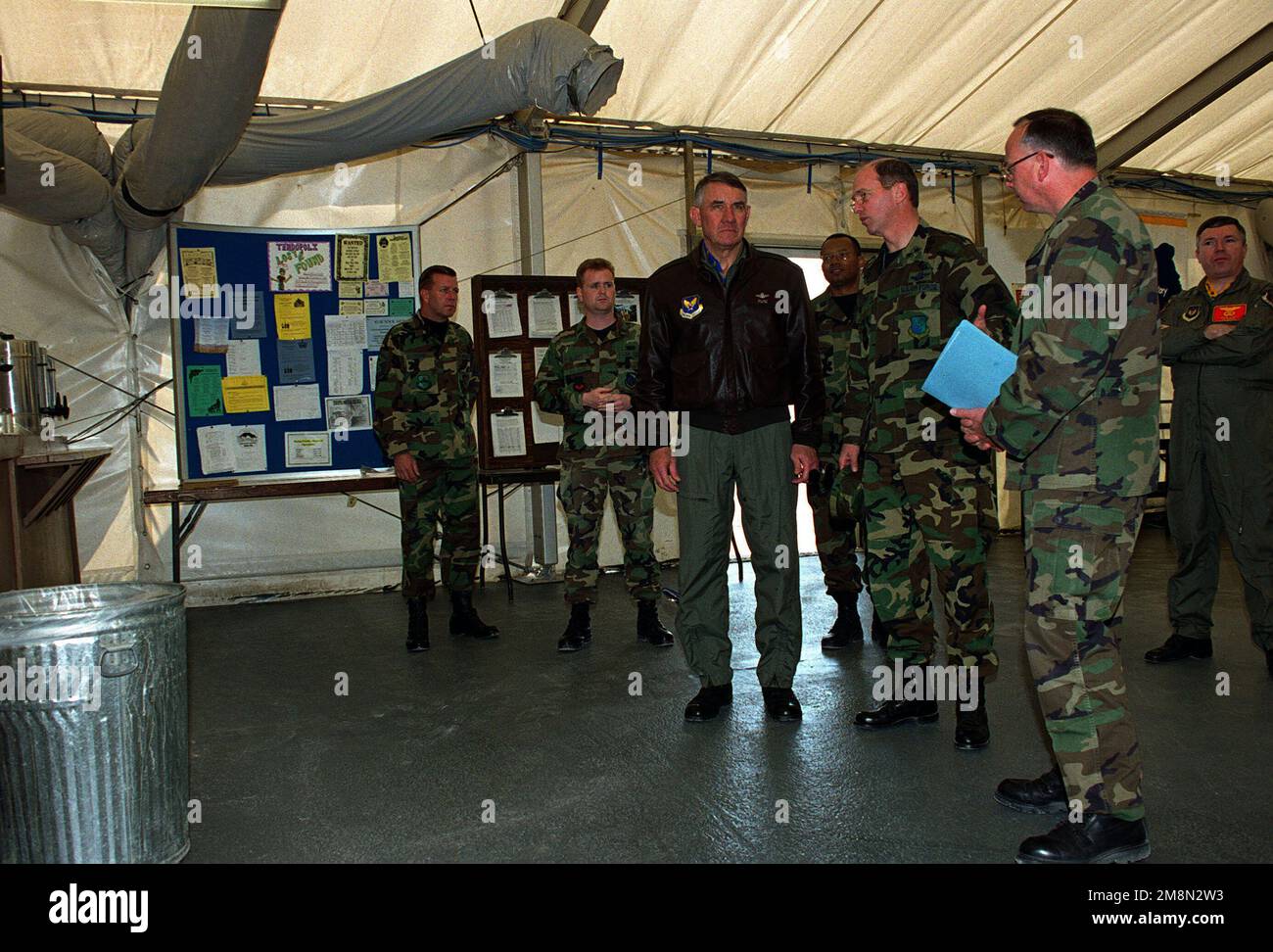 LE Lieutenant-général de la Force aérienne DES ÉTATS-UNIS David L ...