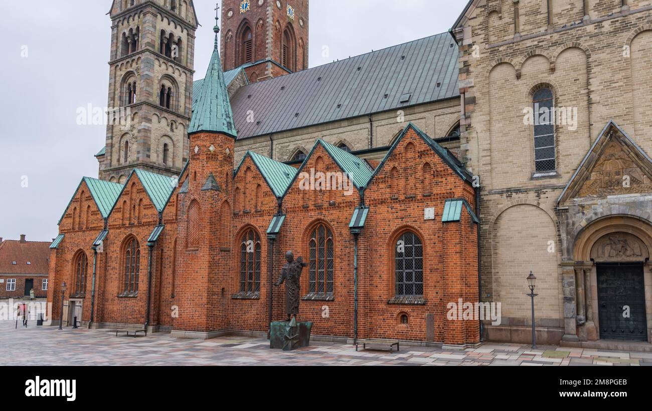 Ribe, Danemark - 15 novembre 2022 : paysage urbain avec cathédrale du ...