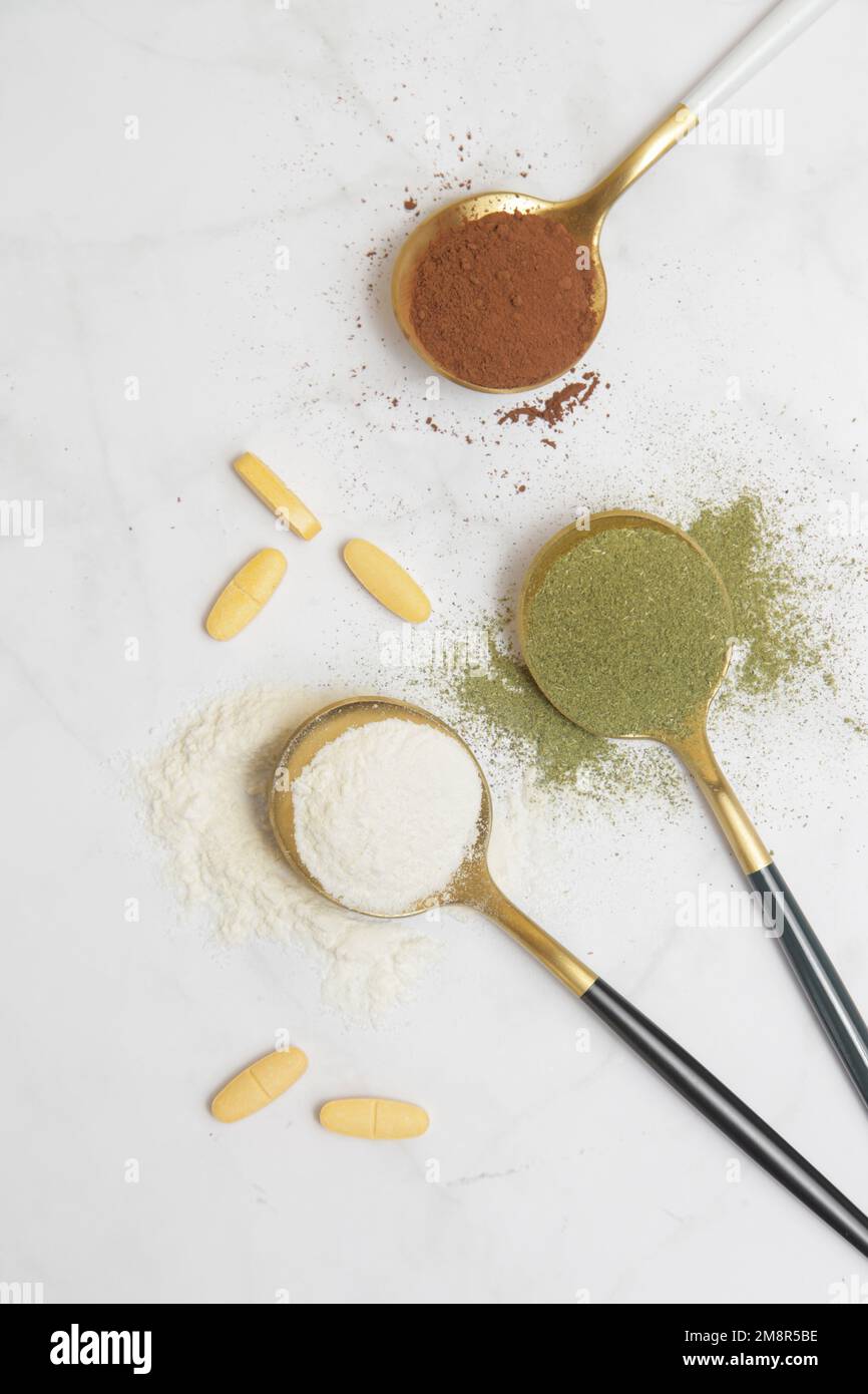 Diverses sources de nutriments. Compléments alimentaires ou ...