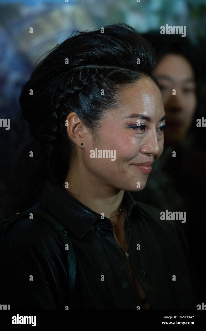 Leanna Chea assiste à l'Astérix et Obelix: L'Empire du milieu première au Grand Rex Cinéma à ...