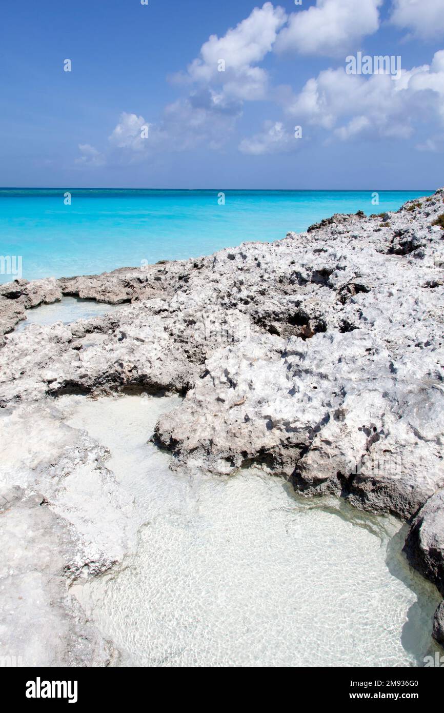 Baignoire naturelle Banque de photographies et d’images à haute résolution - Alamy