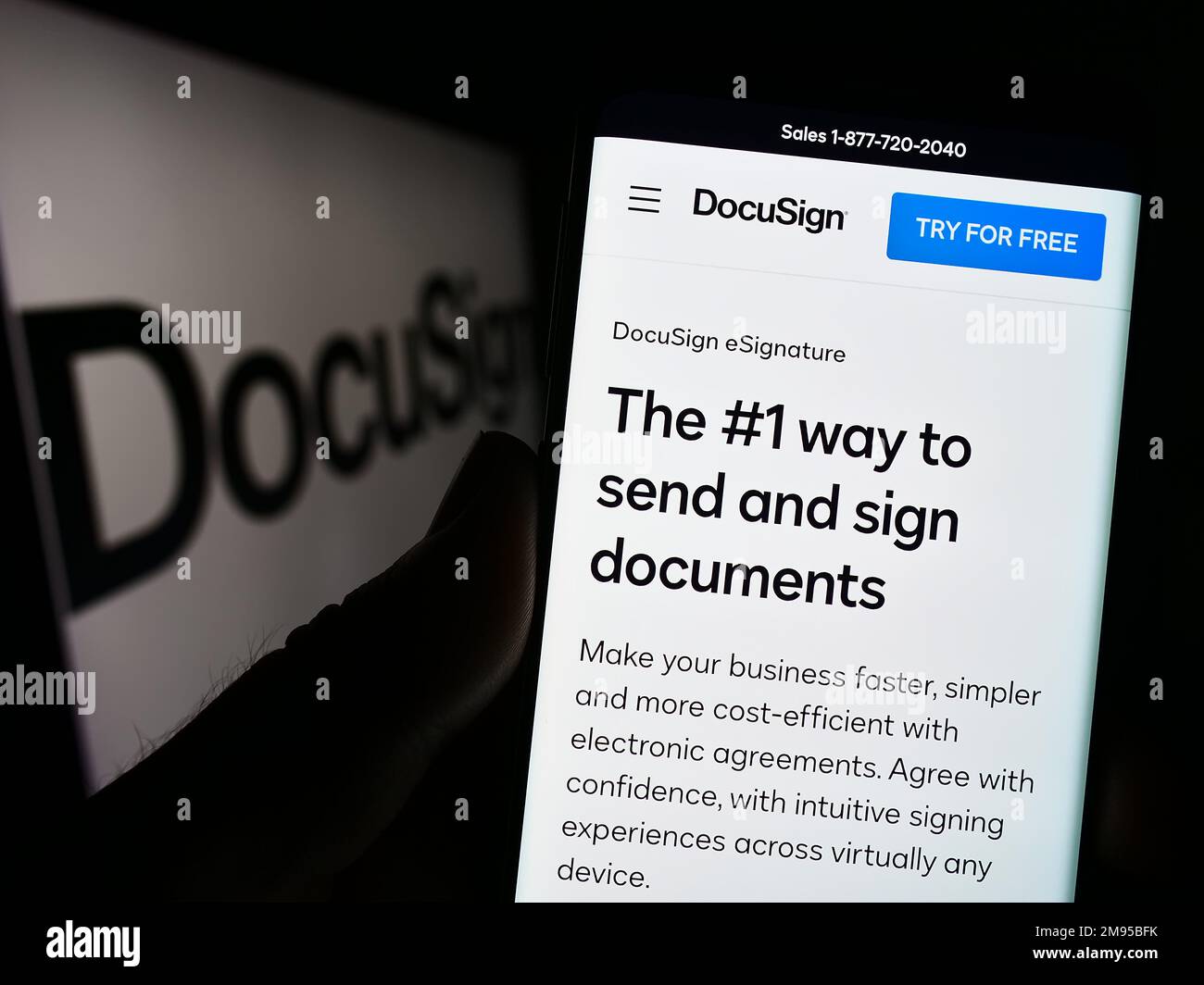 Signature de docusign Banque de photographies et d’images à haute ...