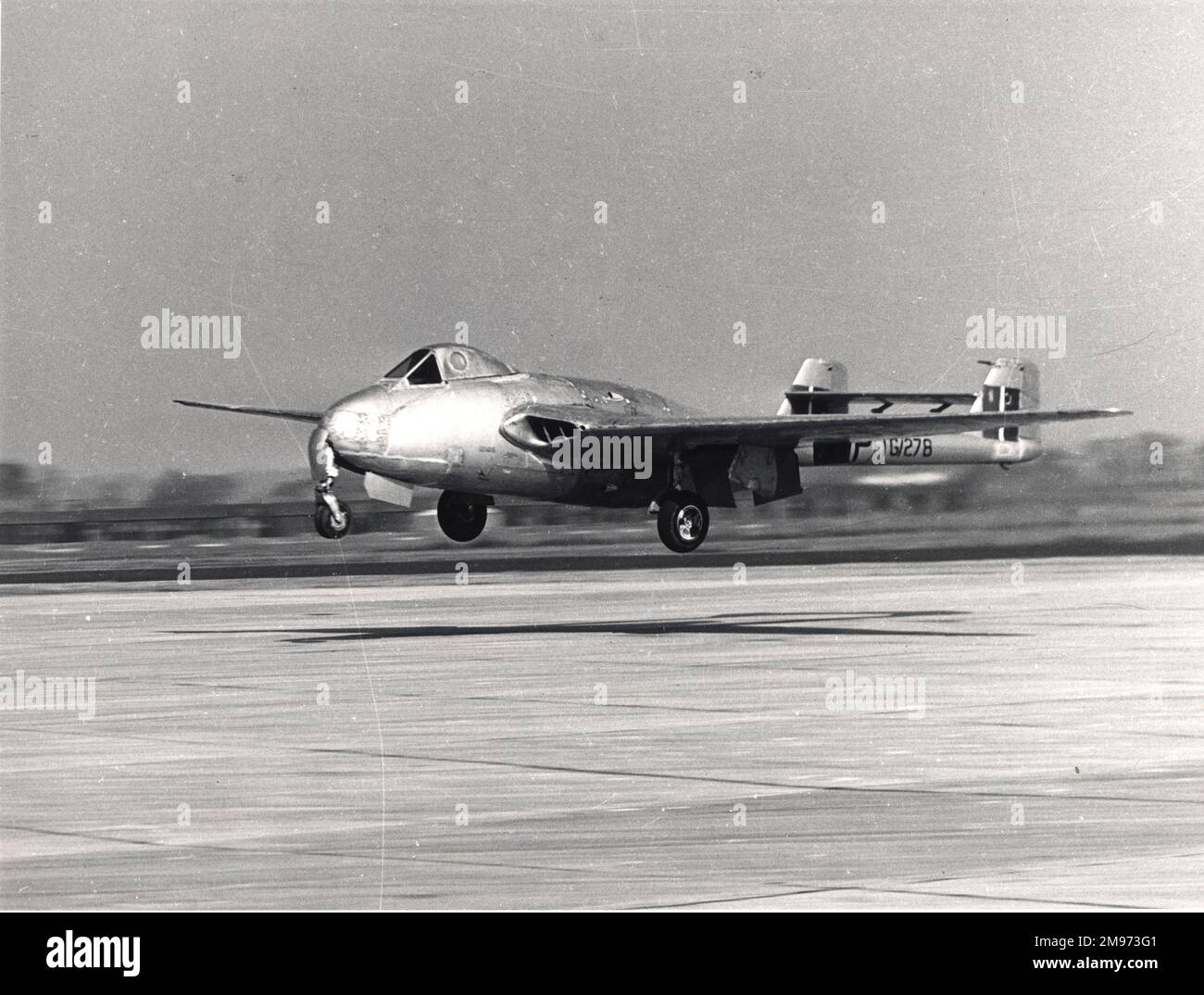 De Havilland Vampire F1, TG278, équipé expérimentalement d'un turbojet ...