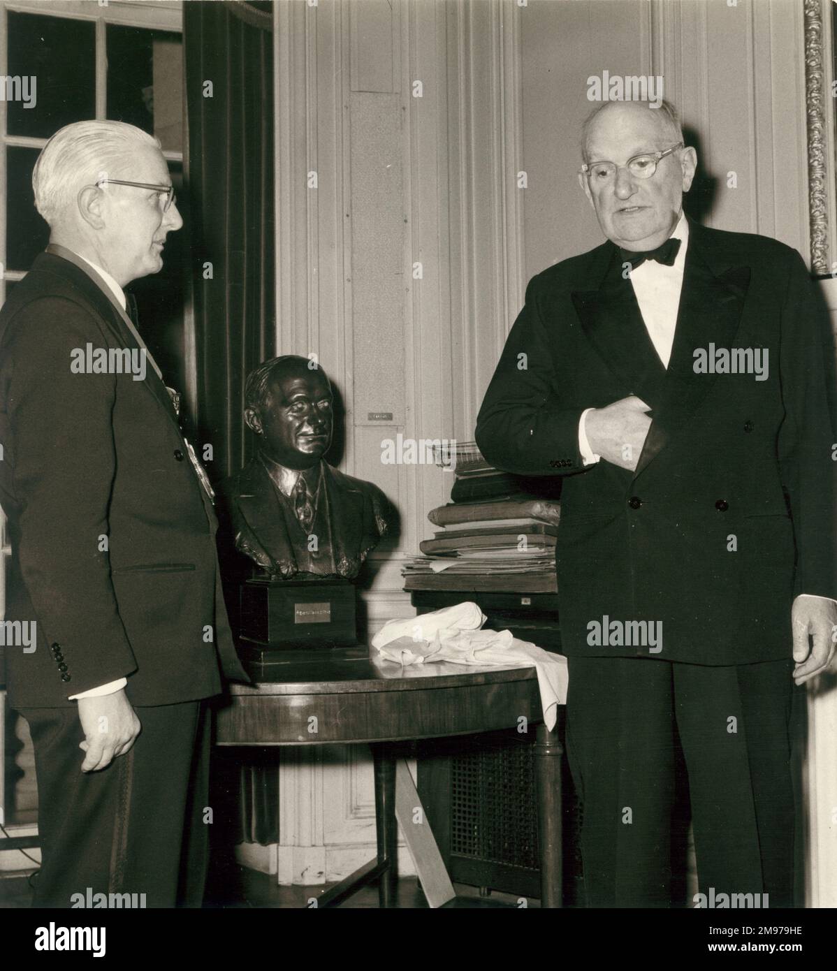 Sir Frederick Handley page, CBE, FRAeS, 1885-1962, Président de Raes ...