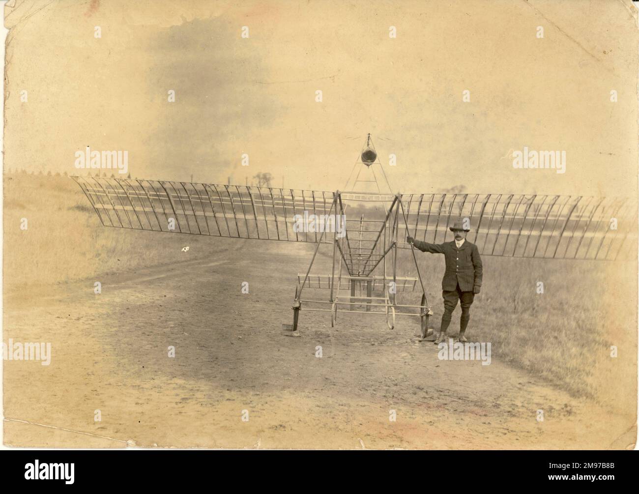 Batchelor monoplan avant de couvrir et de monter le moteur. Albert ...