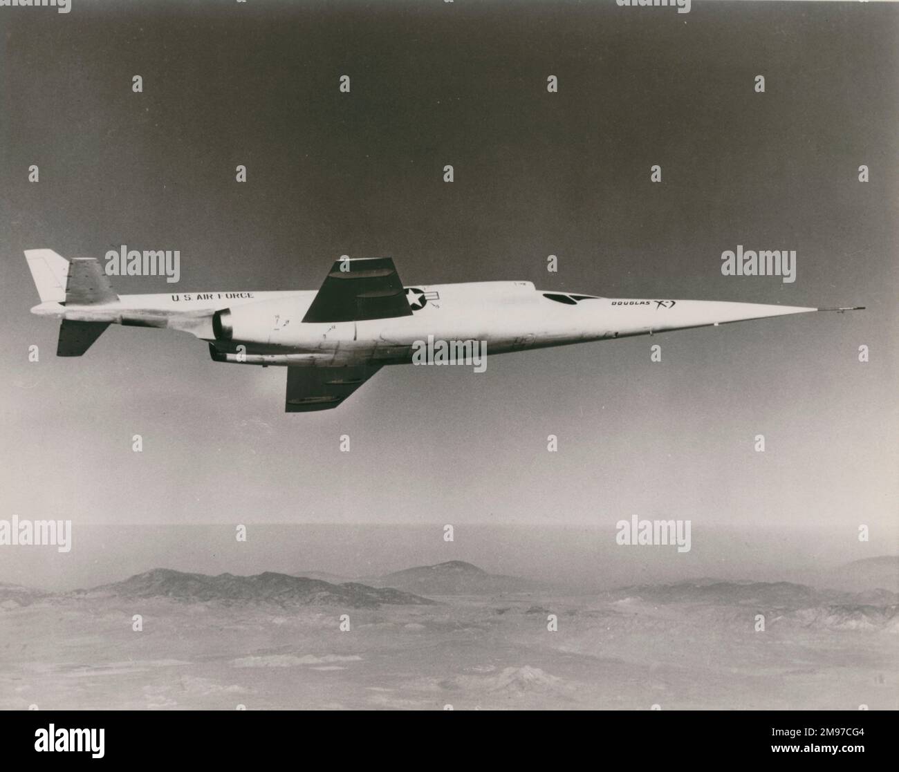 Douglas x 3 stiletto Banque de photographies et d’images à haute ...