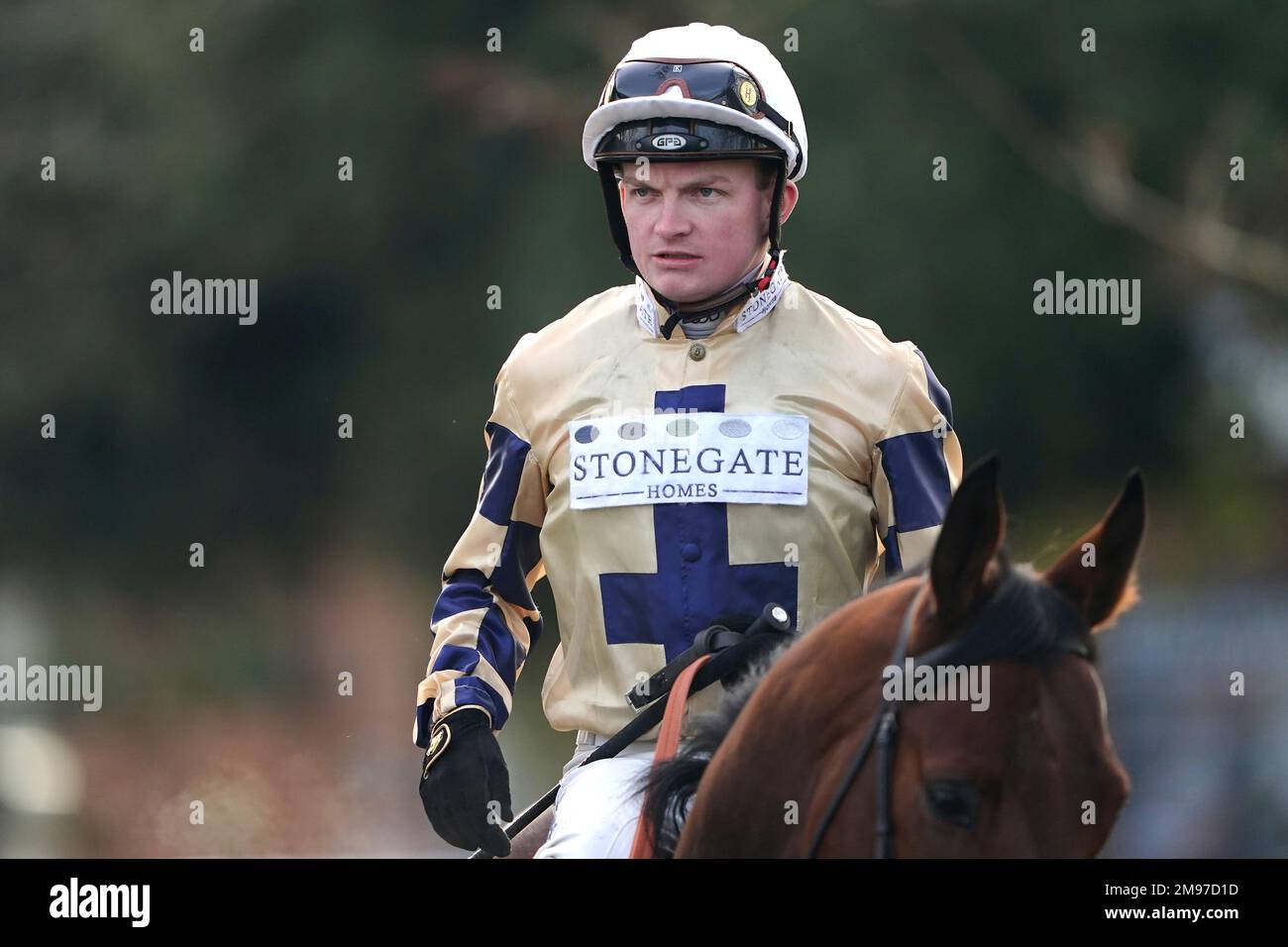 Ghost Lights, criblé par le jockey Rob Hornby, à poster avant que l ...