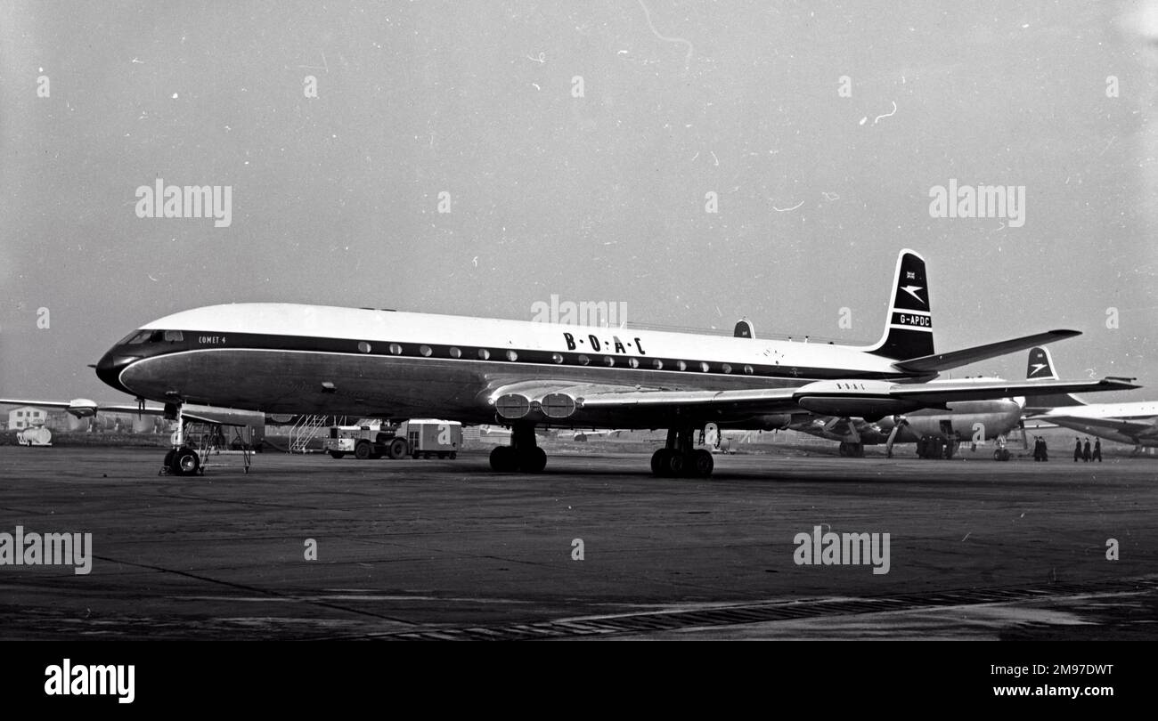 De havilland comet 4 Banque de photographies et d’images à haute ...
