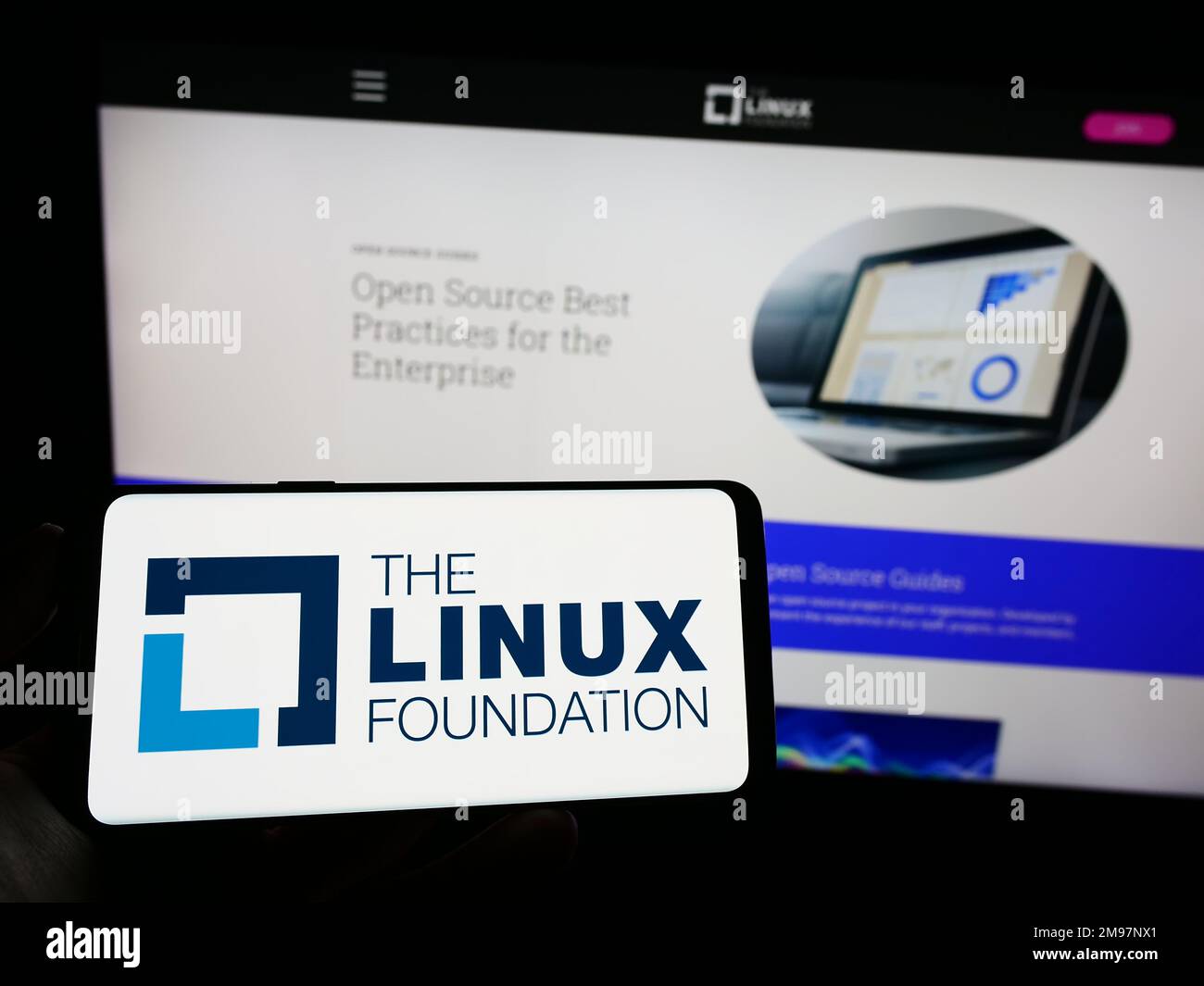 Logo de la fondation linux Banque de photographies et d’images à haute résolution - Alamy