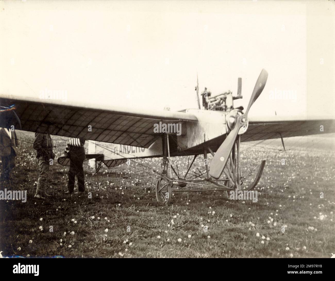 Avion monoplan Banque de photographies et d’images à haute résolution ...