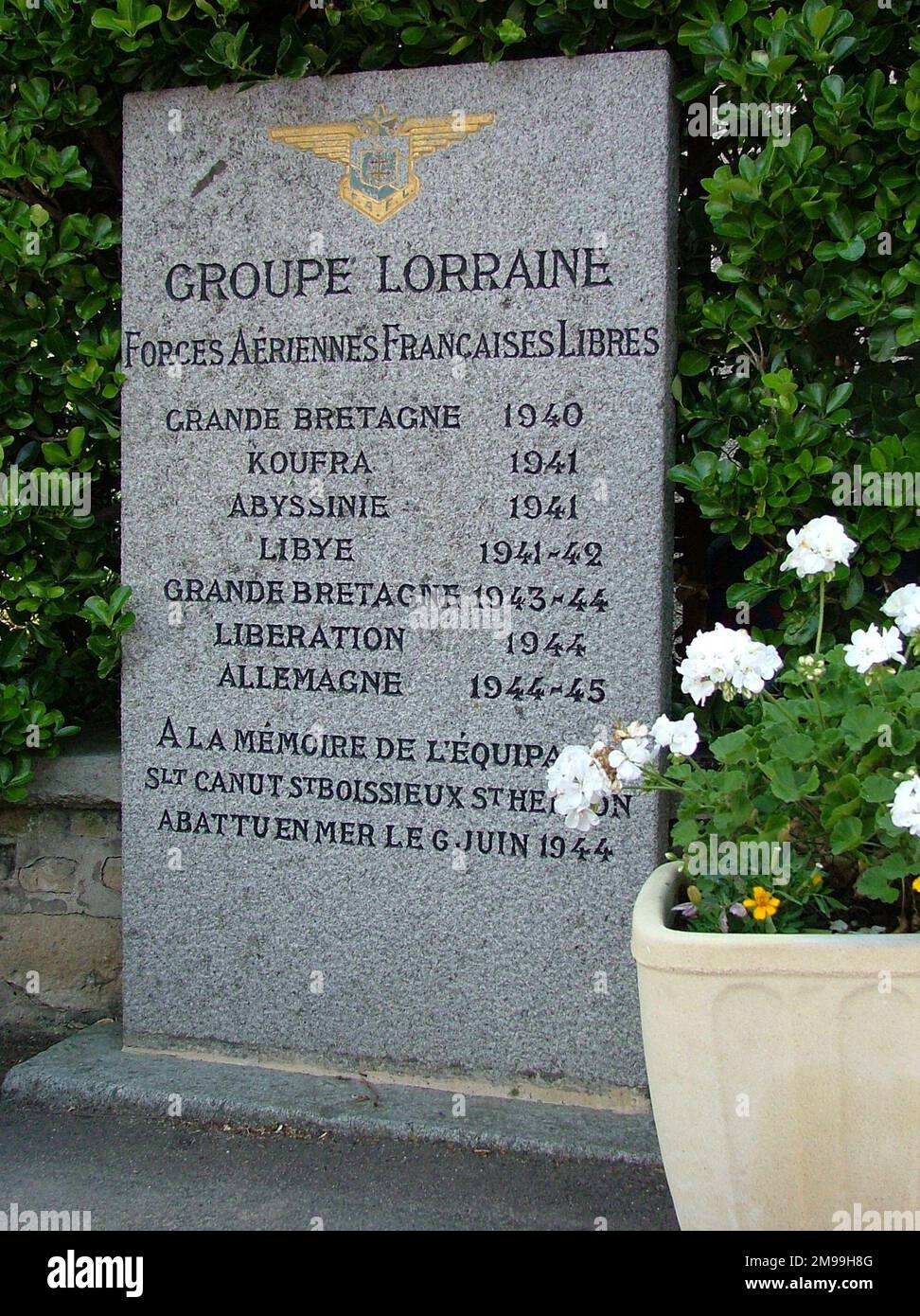 C'est à la place du Groupe d'Alsace . Les groupes Lorraine et Alsace ...