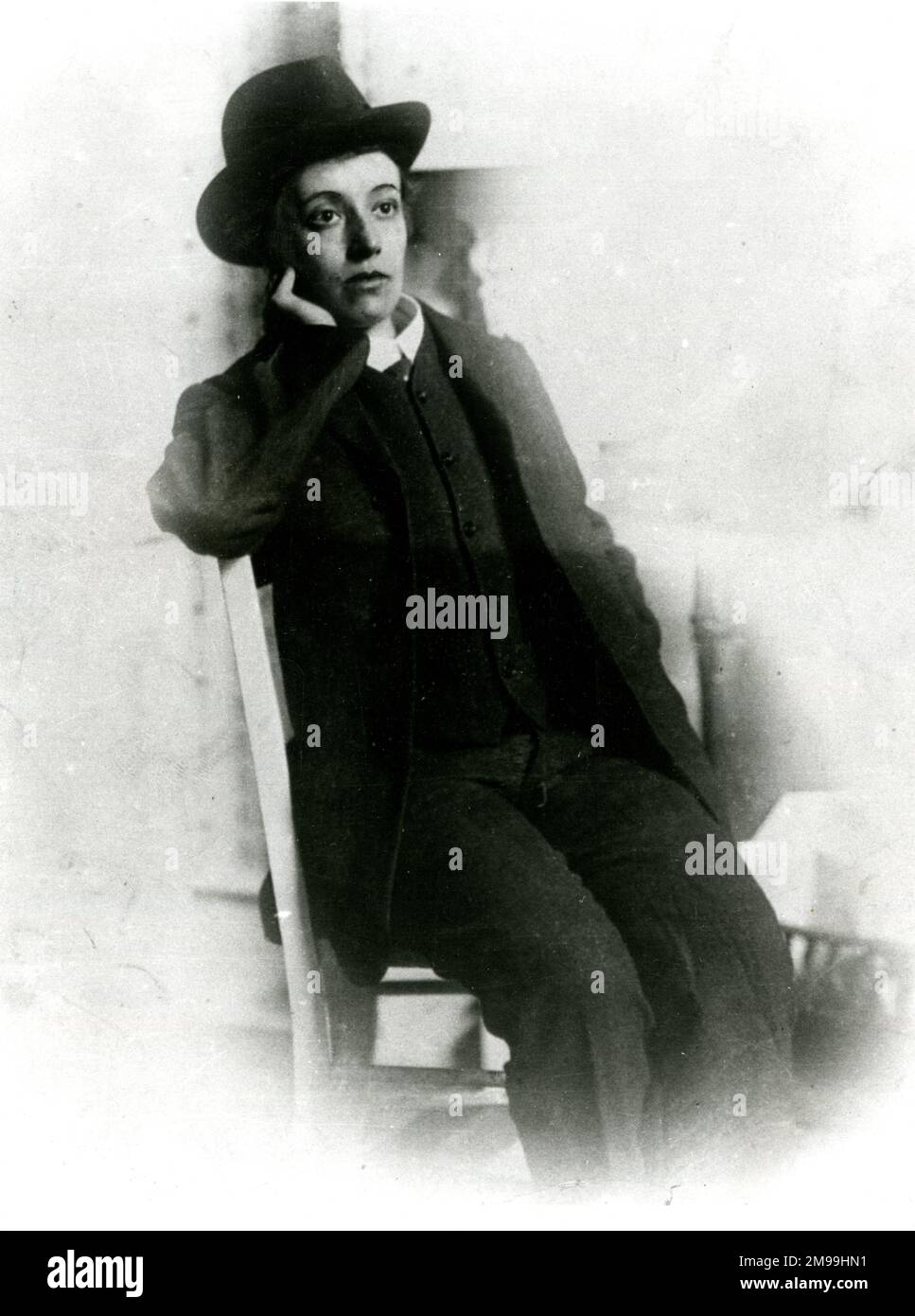 Ethel le Neve, la maîtresse du Dr Crippen, qui s'est déguisée comme son ...