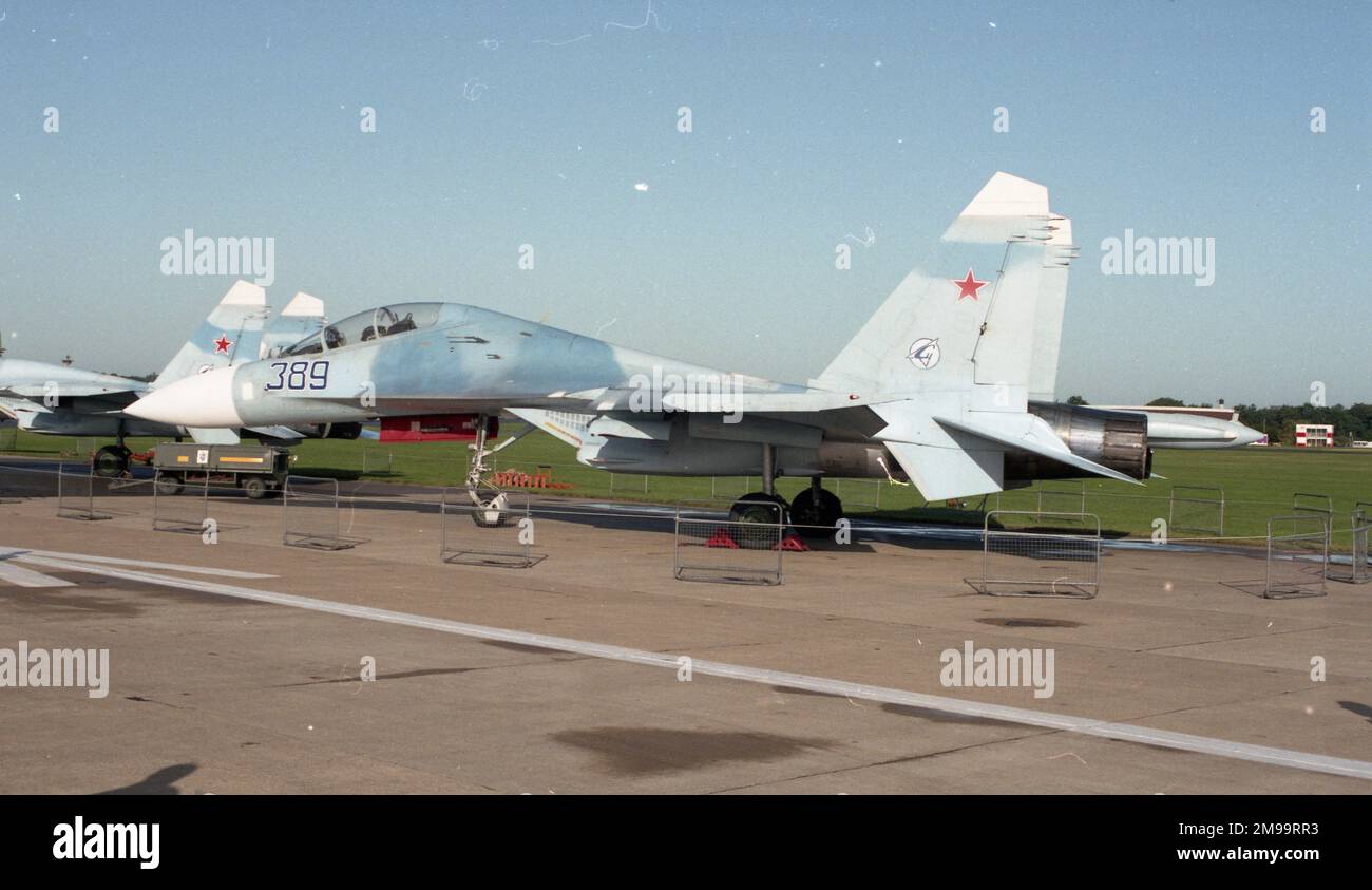 Sukhoi su 30 Banque de photographies et d’images à haute résolution - Alamy