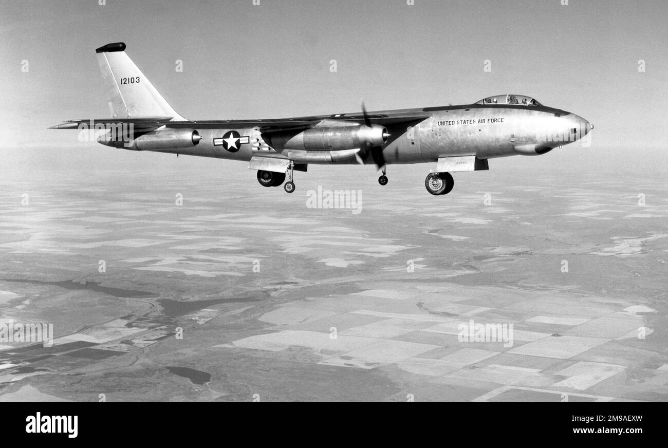 Boeing XB-47D Stratojet 51-2103 (msn 450176) volant comme banc d'essai ...