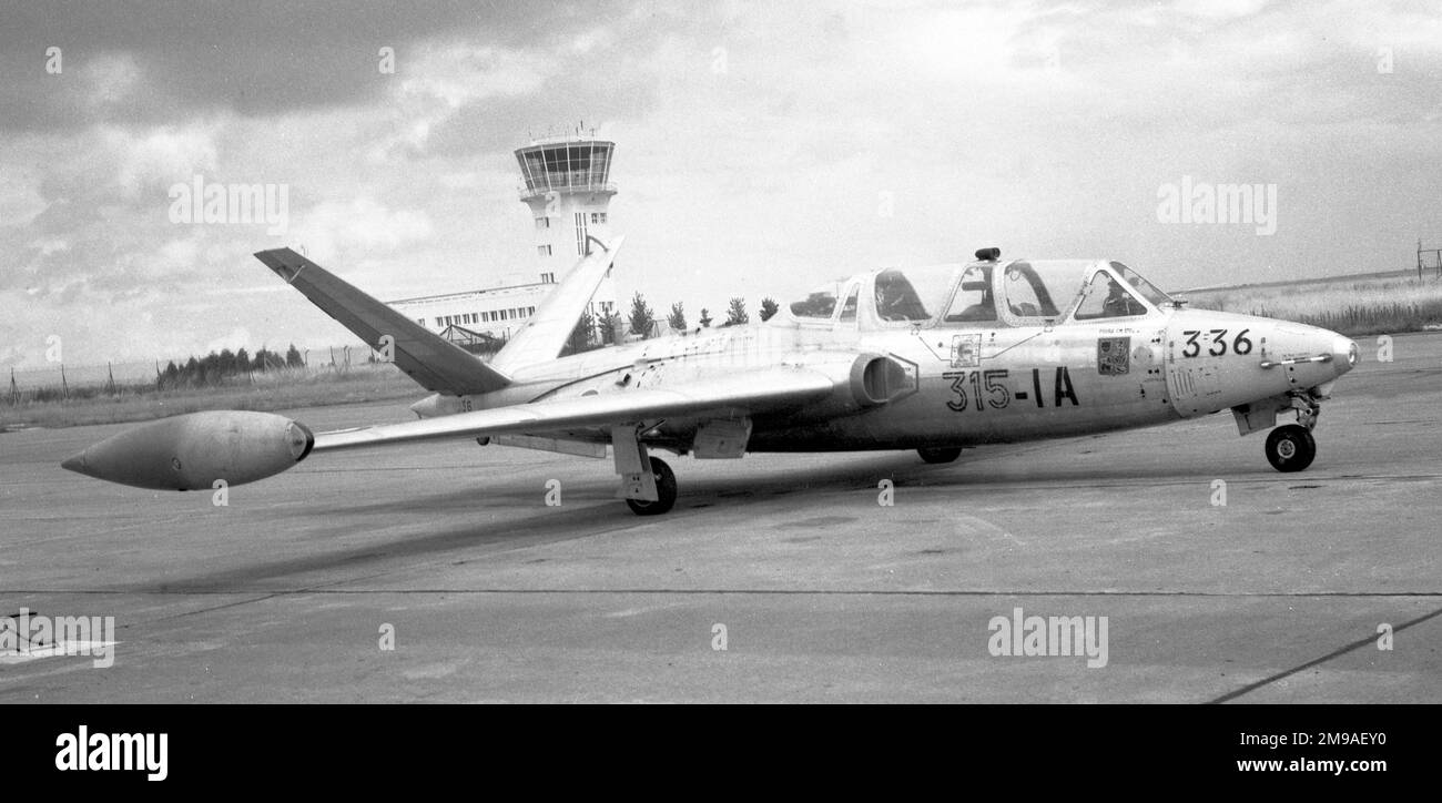 Fouga magister aircraft Banque de photographies et d’images à haute ...