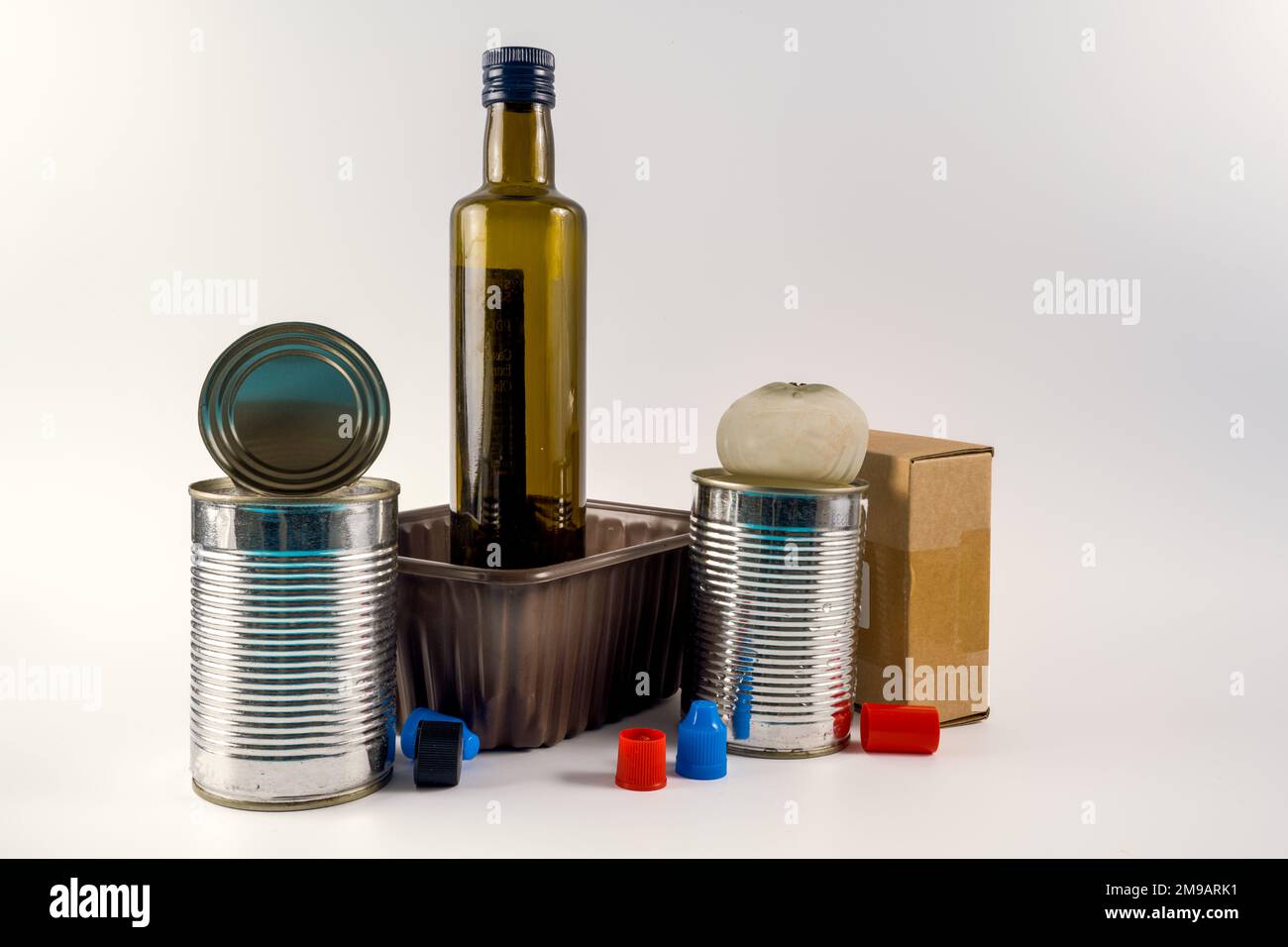 collecte des ordures ménagères pour le recyclage des boîtes en ...