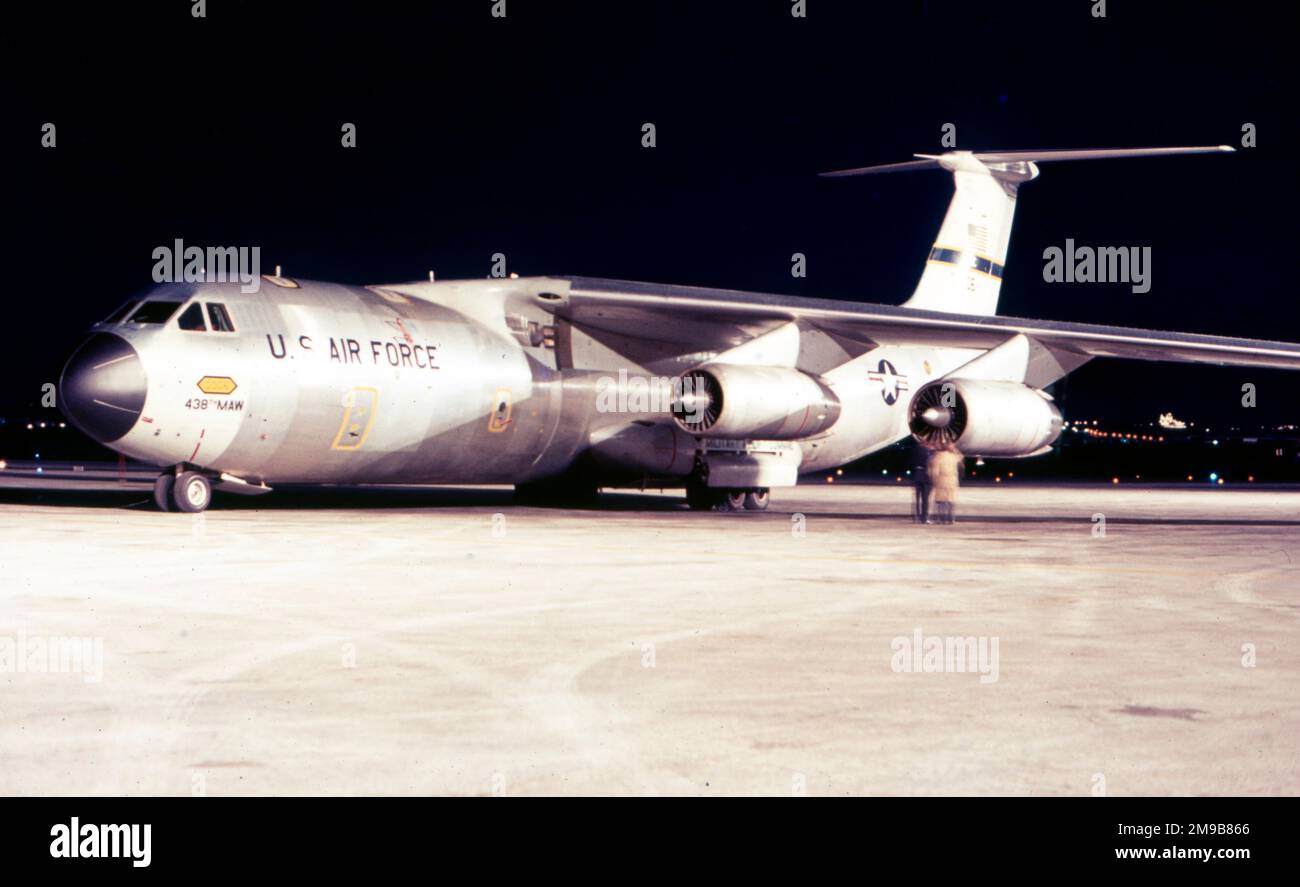 Cet avion starlifter c 141 Banque de photographies et d’images à haute résolution - Alamy