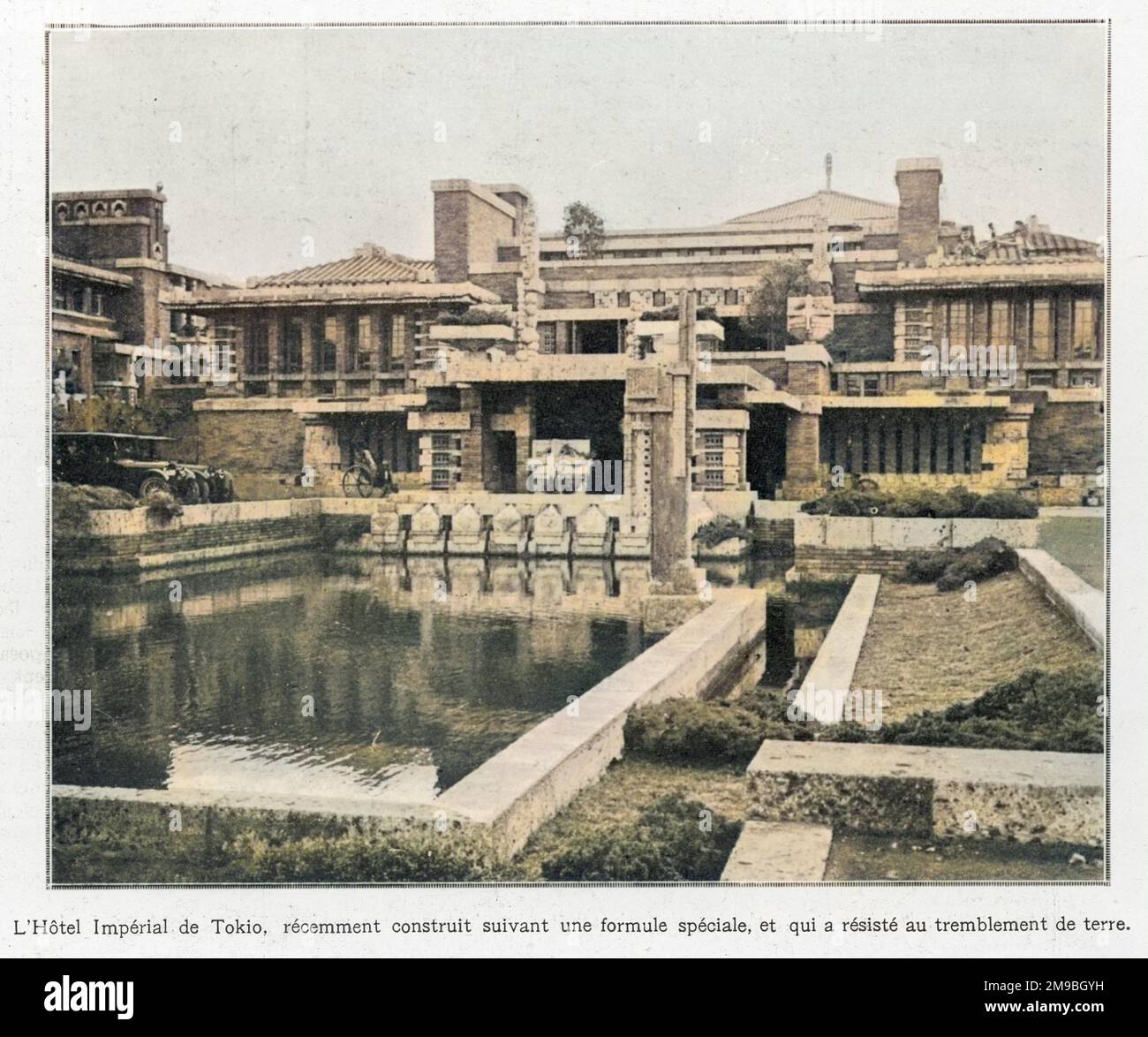 L'hôtel Imperial, conçu par l'architecte américain de rang Lloyd Wright ...