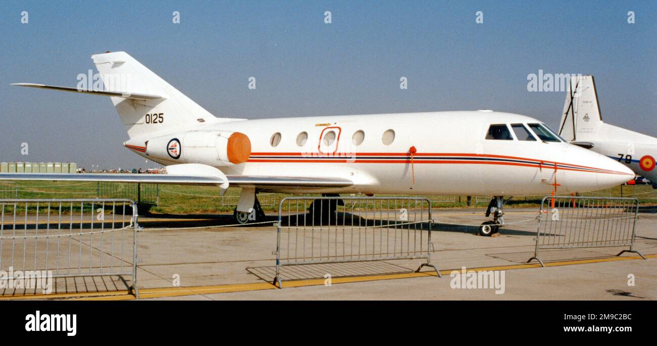 Dassault falcon 20ecm Banque de photographies et d’images à haute ...
