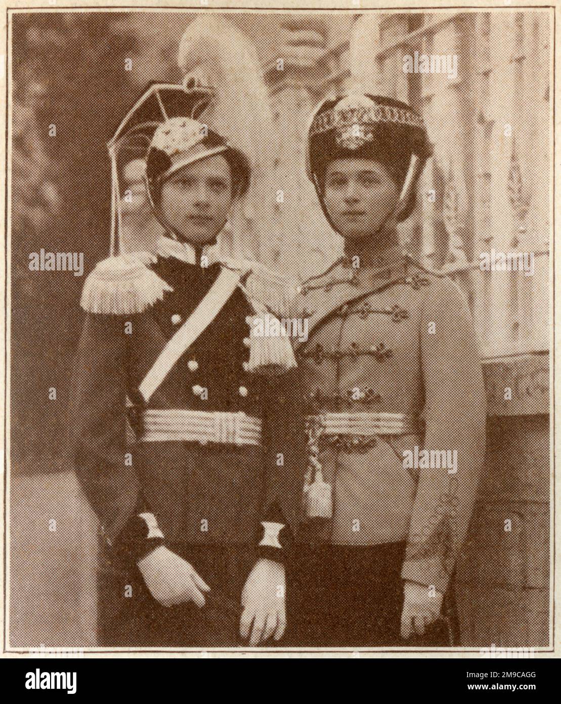 Russian girl in hussar uniform Banque de photographies et d’images à ...