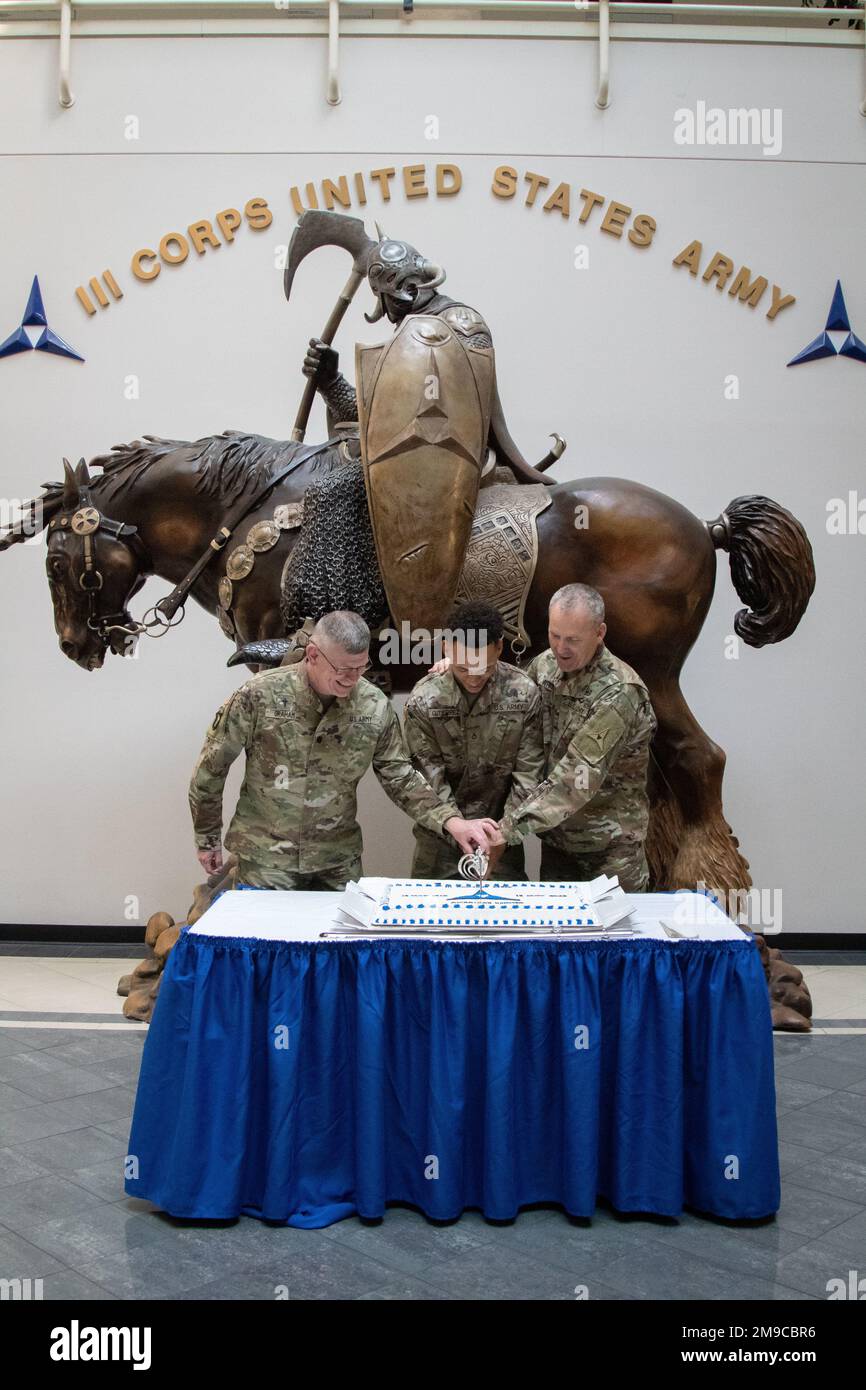 Le III Armored corps a célébré son anniversaire en 104th par une ...
