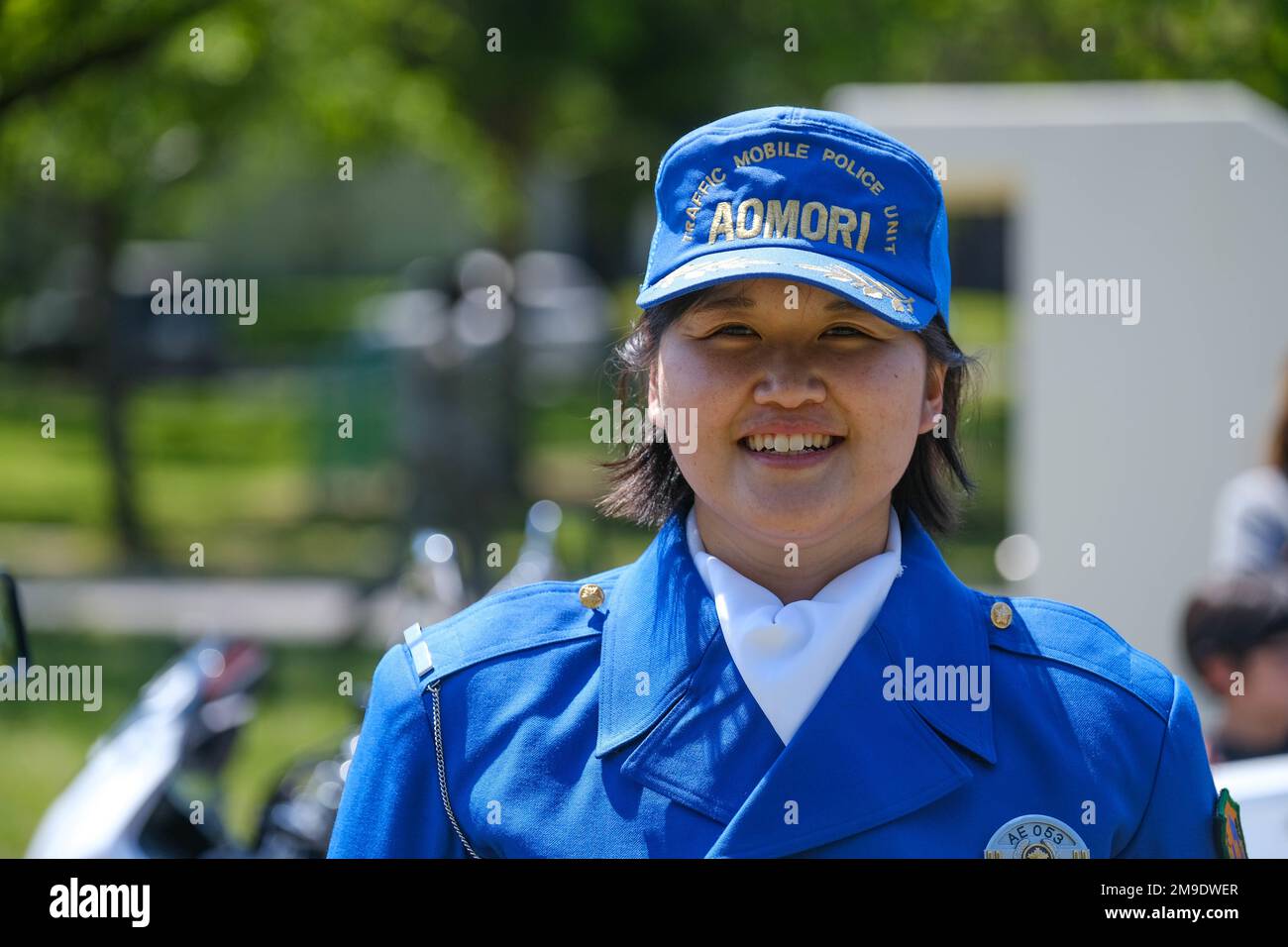 Le sergent de police de Misawa Minami Hirakawa, membre de l'unité ...