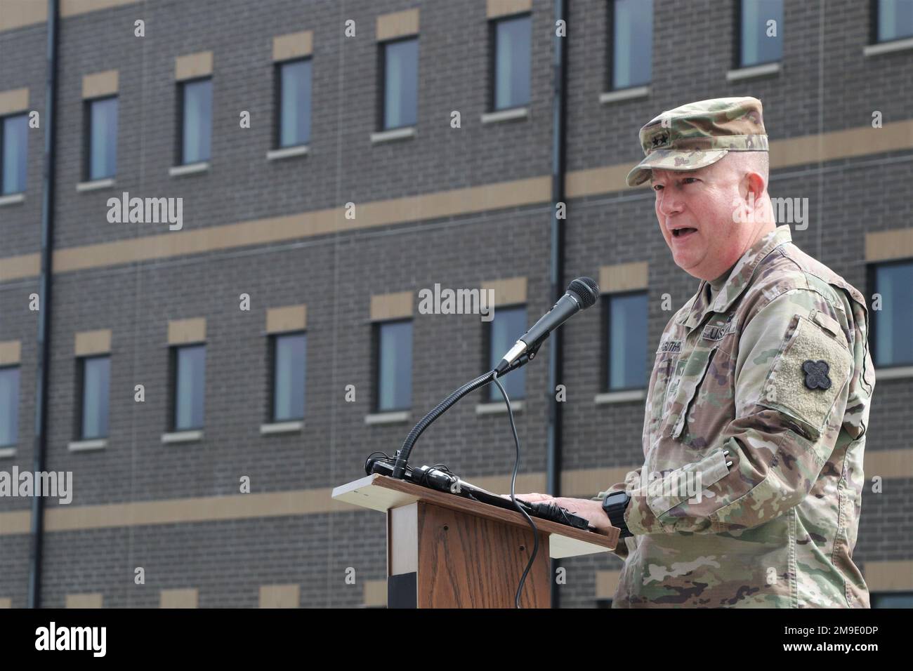 ÉTATS-UNIS Le général de division Darrell Guthrie, commandant général ...