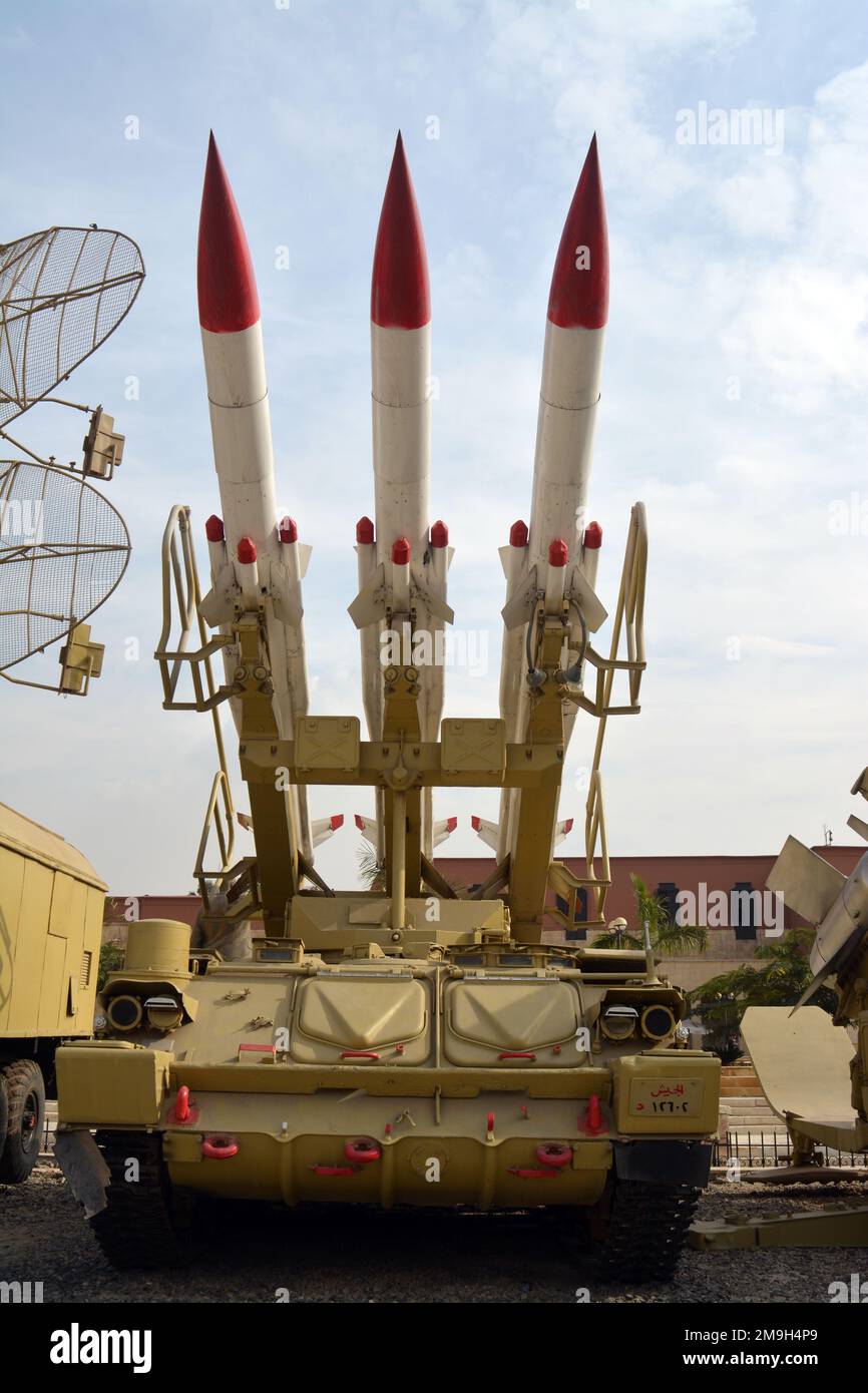 Le Caire, Egypte, 7 janvier 2023: SAM 6 missiles URSS élévation 2K12 KUB surface à air défense ...