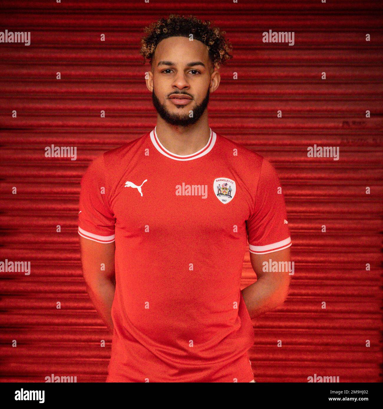 Barry Cotter signe pour Barnsley dans le cadre d'une offre de 3,5 ans à ...