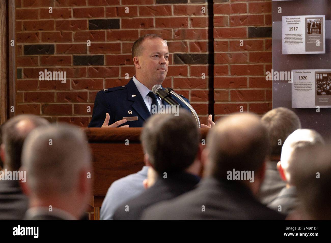 ÉTATS-UNIS Le colonel de la Force aérienne, Kevin Kirsch, commandant du ...