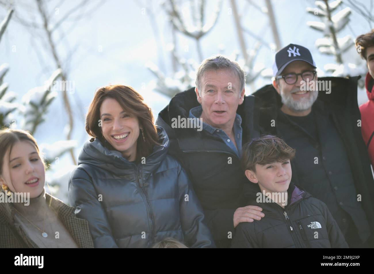 Alpe d'Huez, France. 18th janvier 2023. 10 jours sans maman, Franck Dubosc, Aure Atitika ...