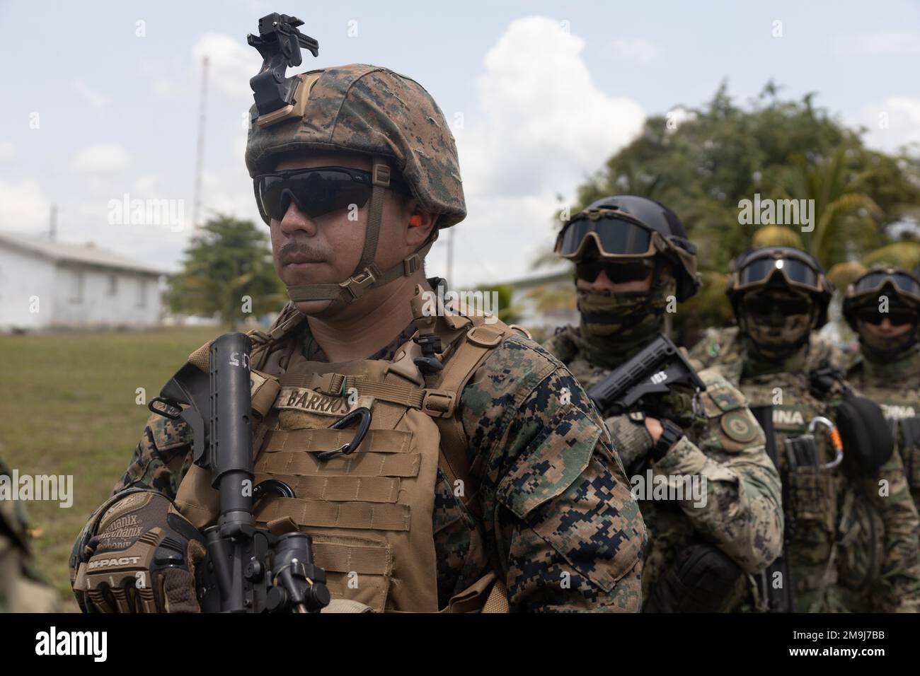 Mexican marines Banque de photographies et d’images à haute résolution ...