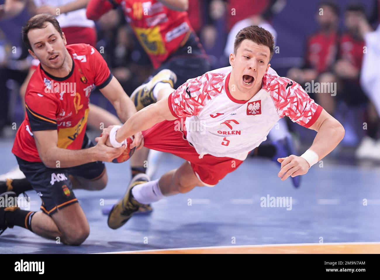 18 janvier 2023 : 18.01.2023 KRAKOW UL. LEMA 7 ( POLOGNE ) PILKA RECZNA ...