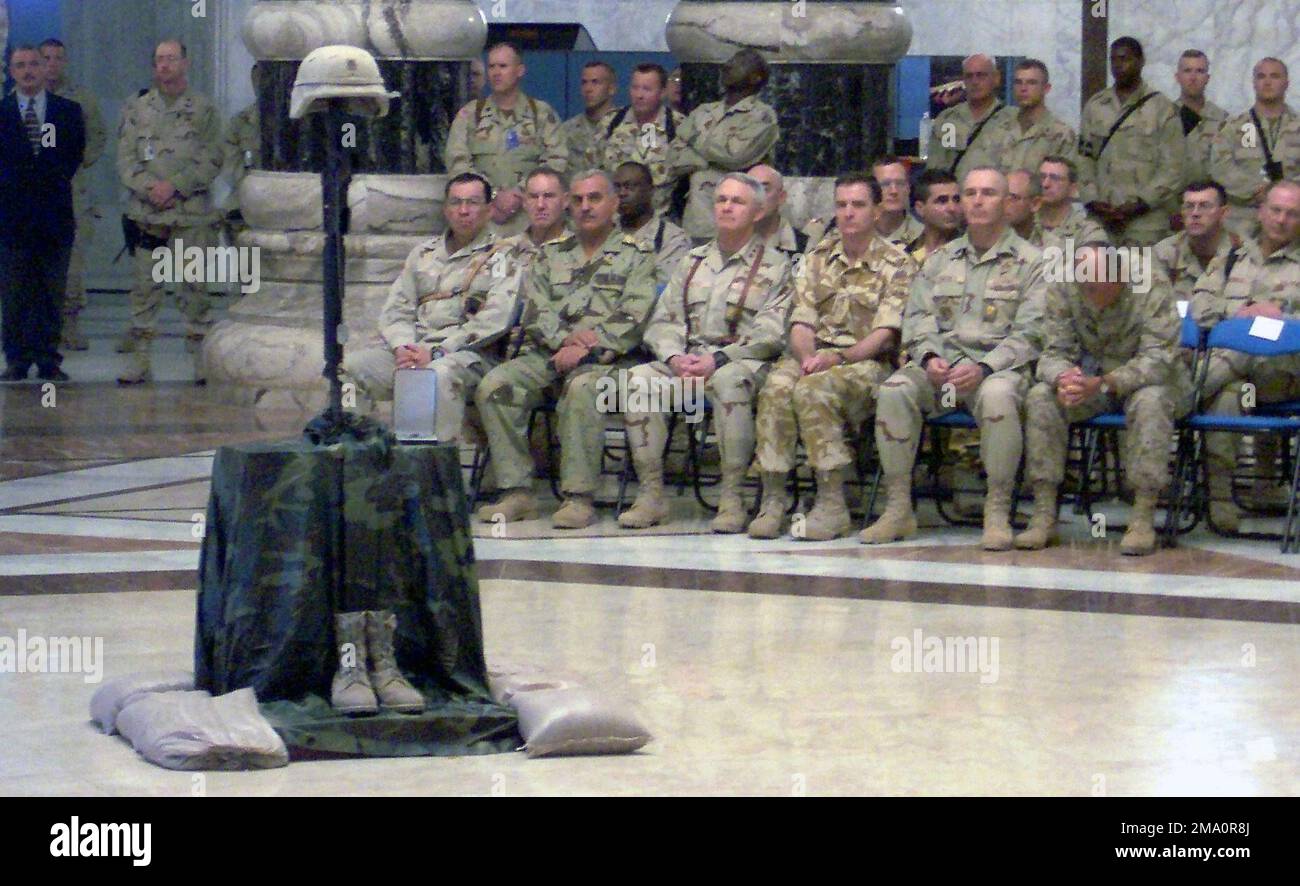 040531-A-2457T-002. Base: Victoire au camp, Bagdad pays: Irak (IRQ ...