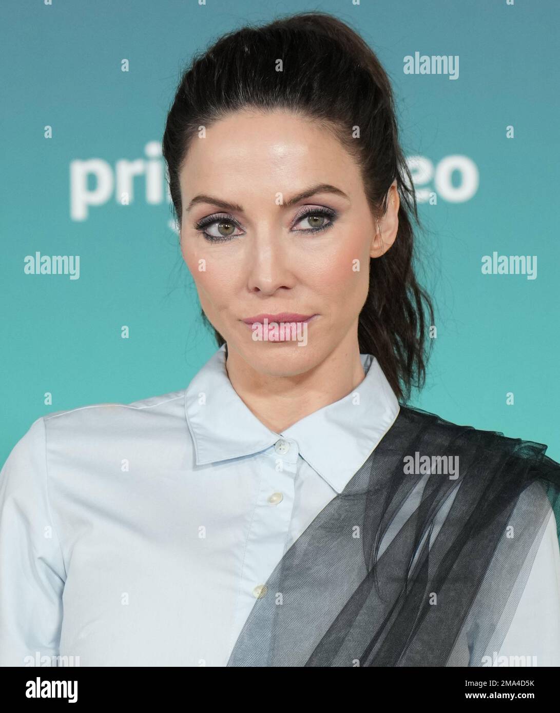 Whitney Cummings arrive au PREMIER MARIAGE DU fusil de chasse de Prime ...