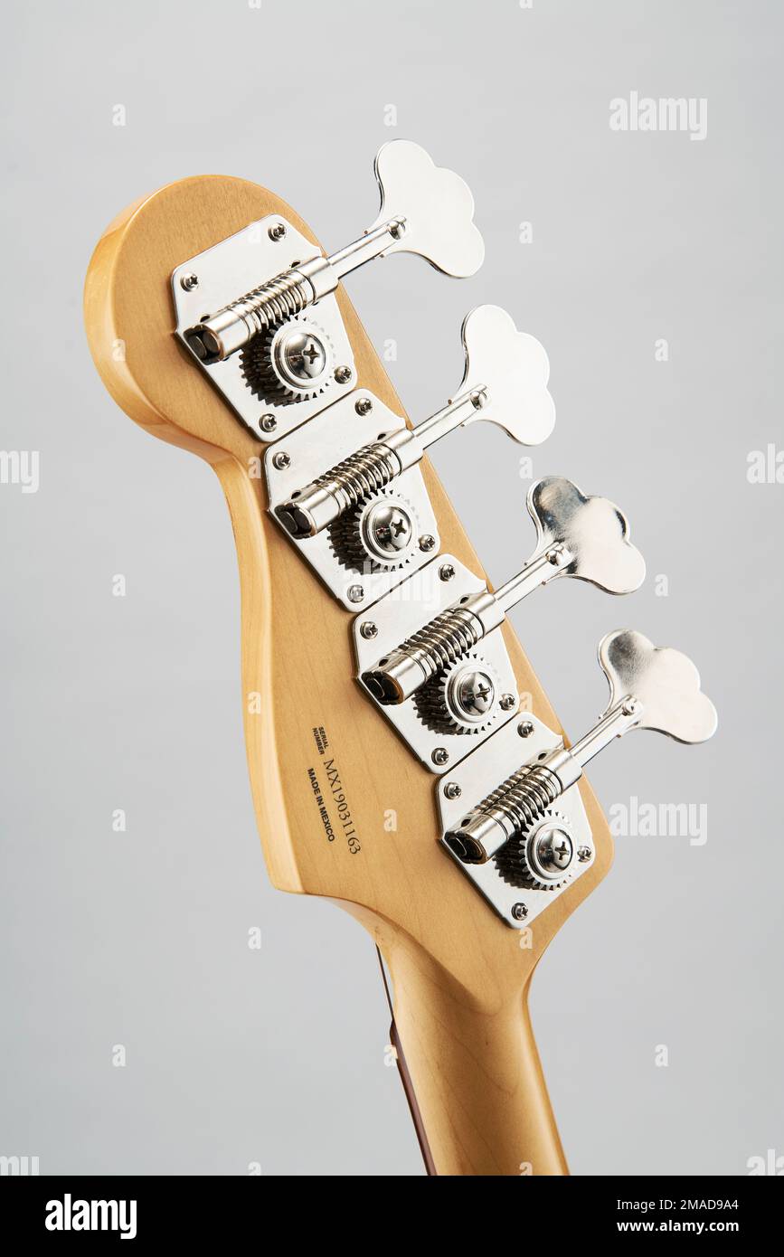 Fender j bass Banque de photographies et d’images à haute résolution ...