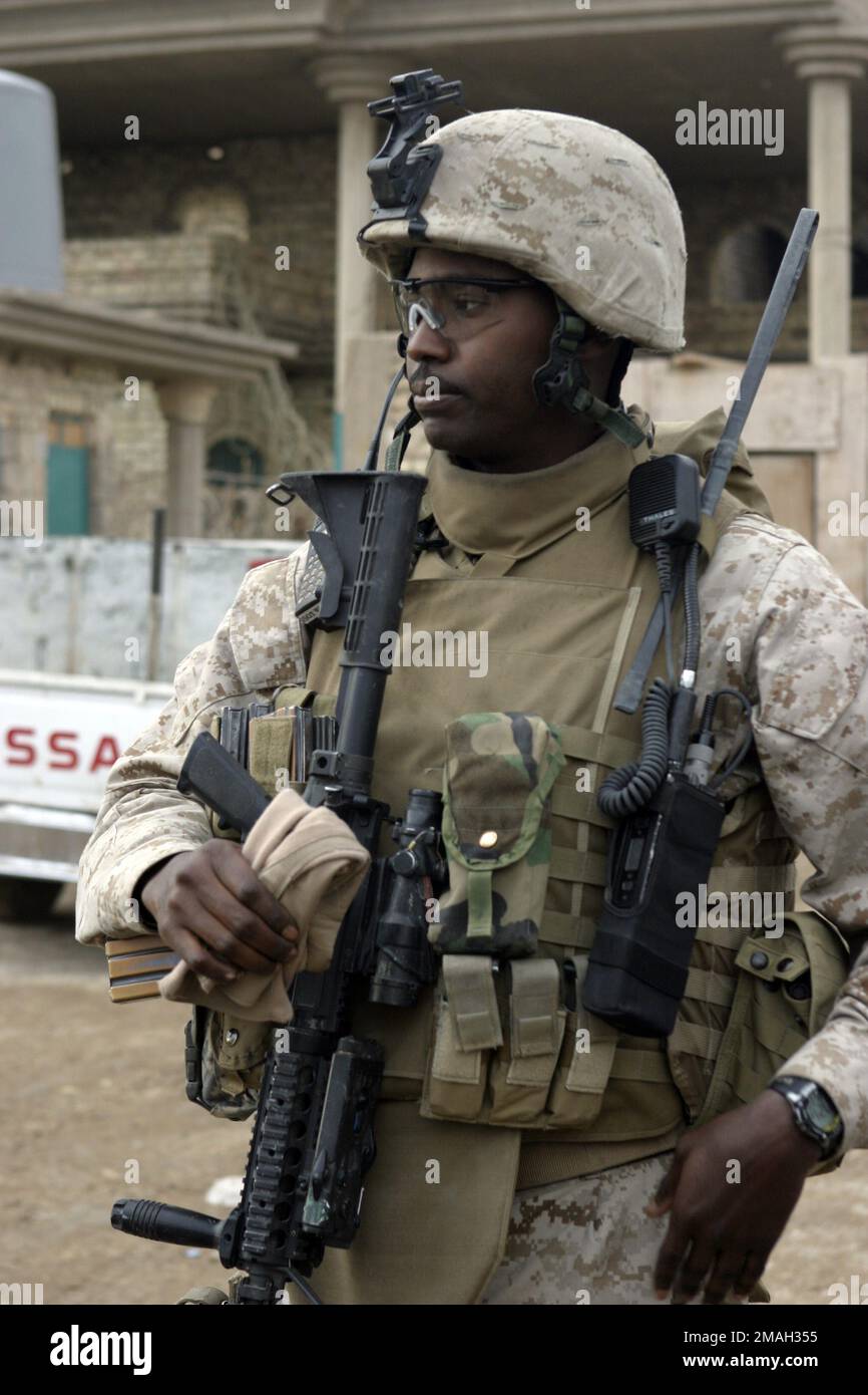 070317-M-2819S-026. [Complete] Scene Caption : SGT DU PERSONNEL ...