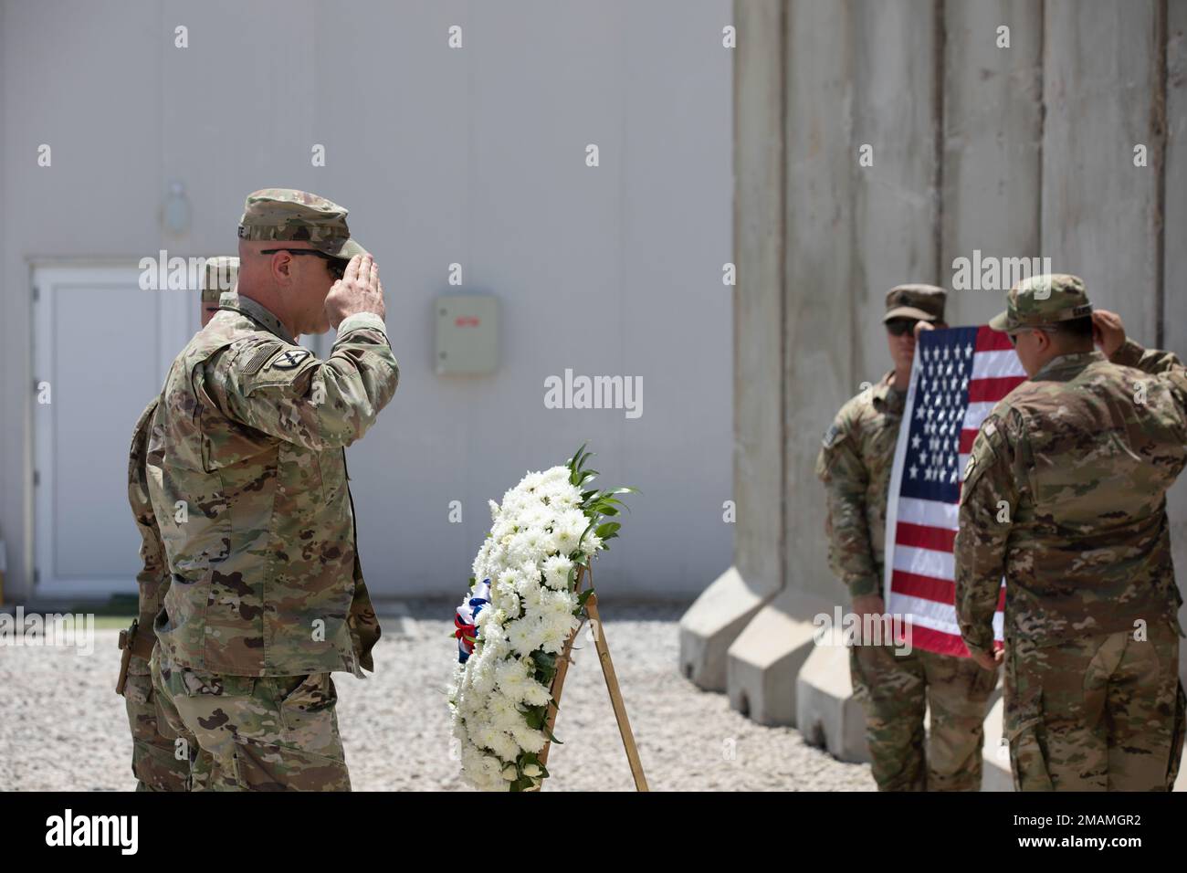 ÉTATS-UNIS Le colonel Brian Ducote de l’Armée et le sergent de ...