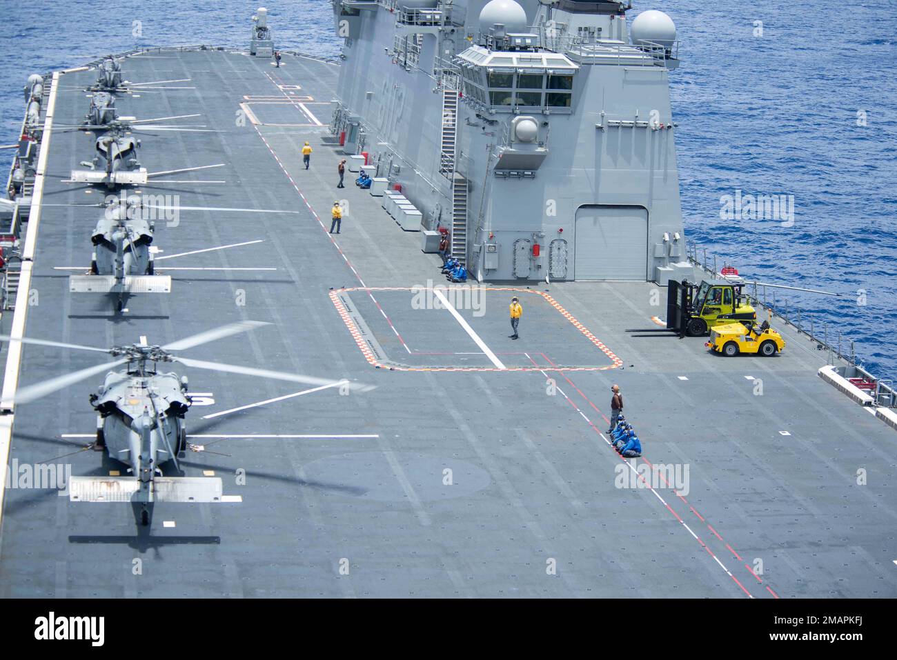 220602-N-WU964-1100 MER DES PHILIPPINES (2 juin 2022) République de ...