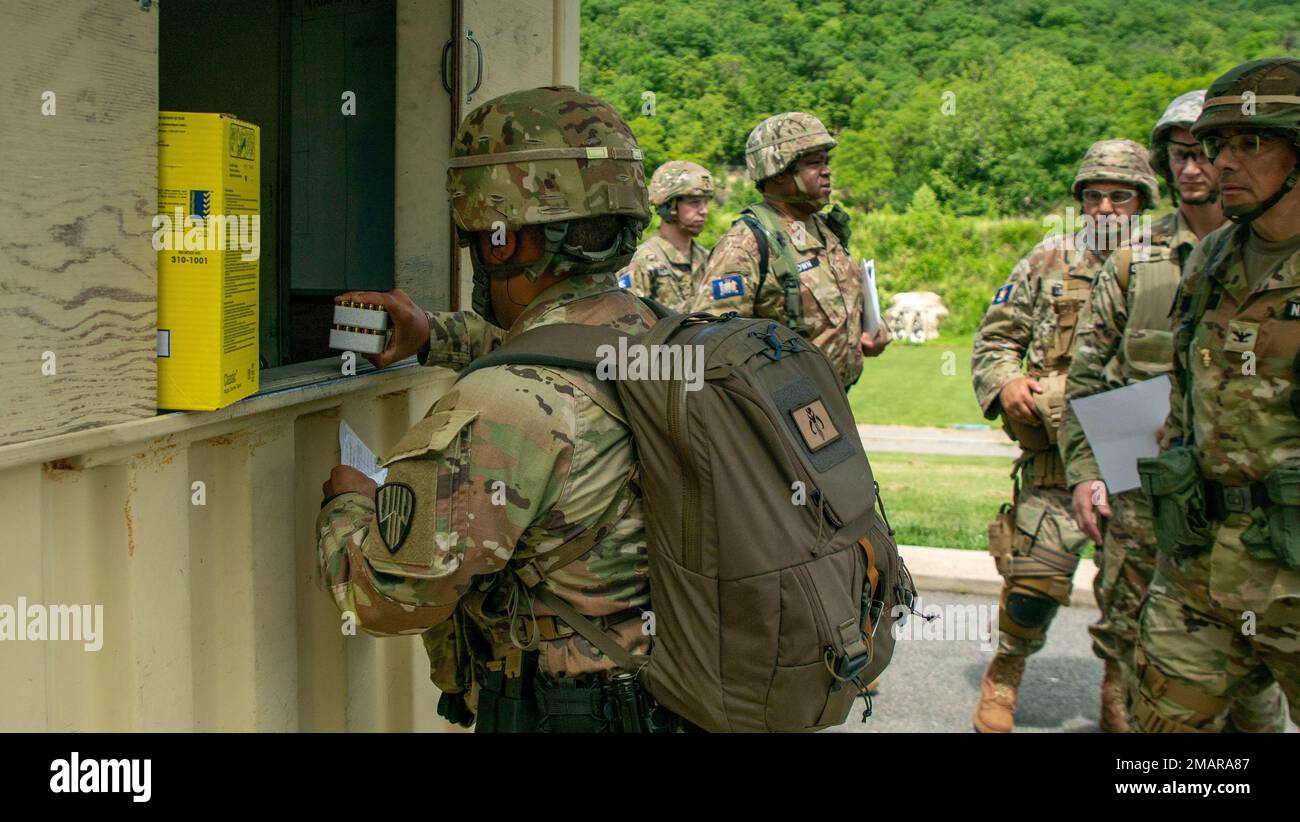 Les soldats de la Garde nationale de l'Armée de New York et de la Garde ...