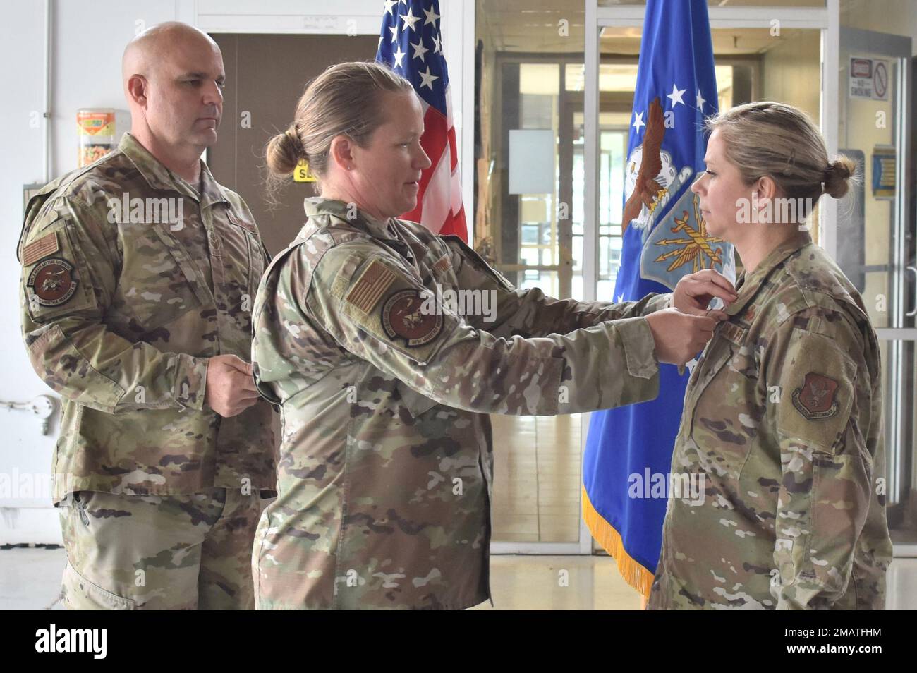 Le lieutenant-colonel Farrah Schluter, commandant de l'escadron de ...
