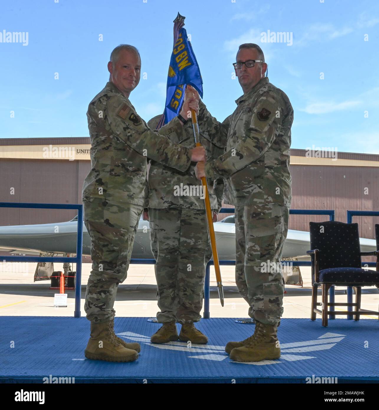 ÉTATS-UNIS Bruce T. Guest, colonel de la Force aérienne, assume le ...